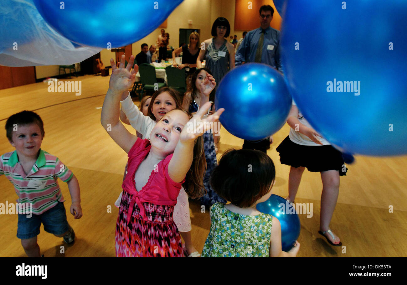 Splitting sea passover hi-res stock photography and images - Alamy
