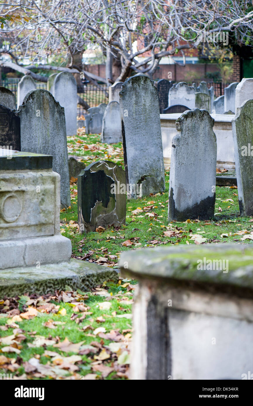 United kingdom london ground hi-res stock photography and images - Alamy