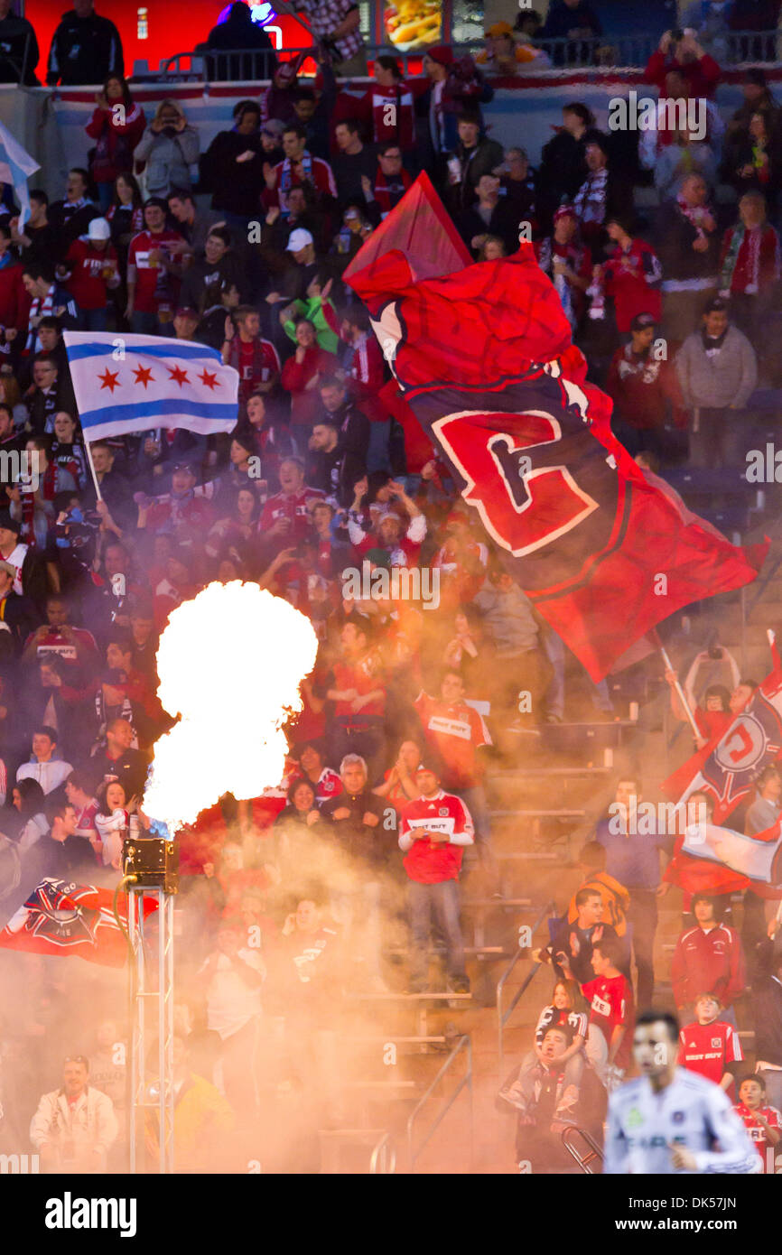 Chicago fire fans hi-res stock photography and images - Alamy