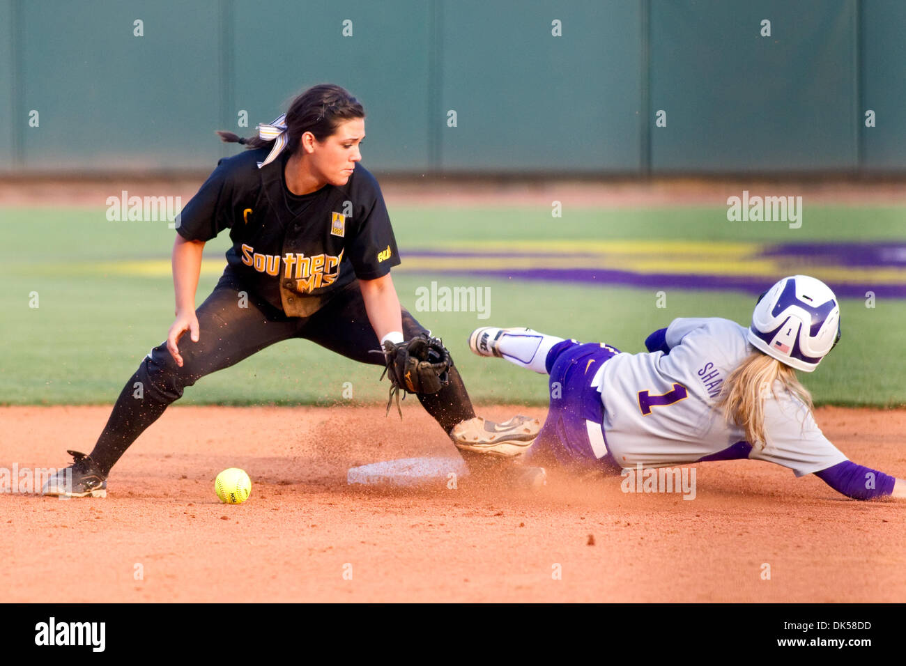 Apr. 27, 2011 - Baton Rouge, Louisiana, U.S - 27 April 2011; Southern ...