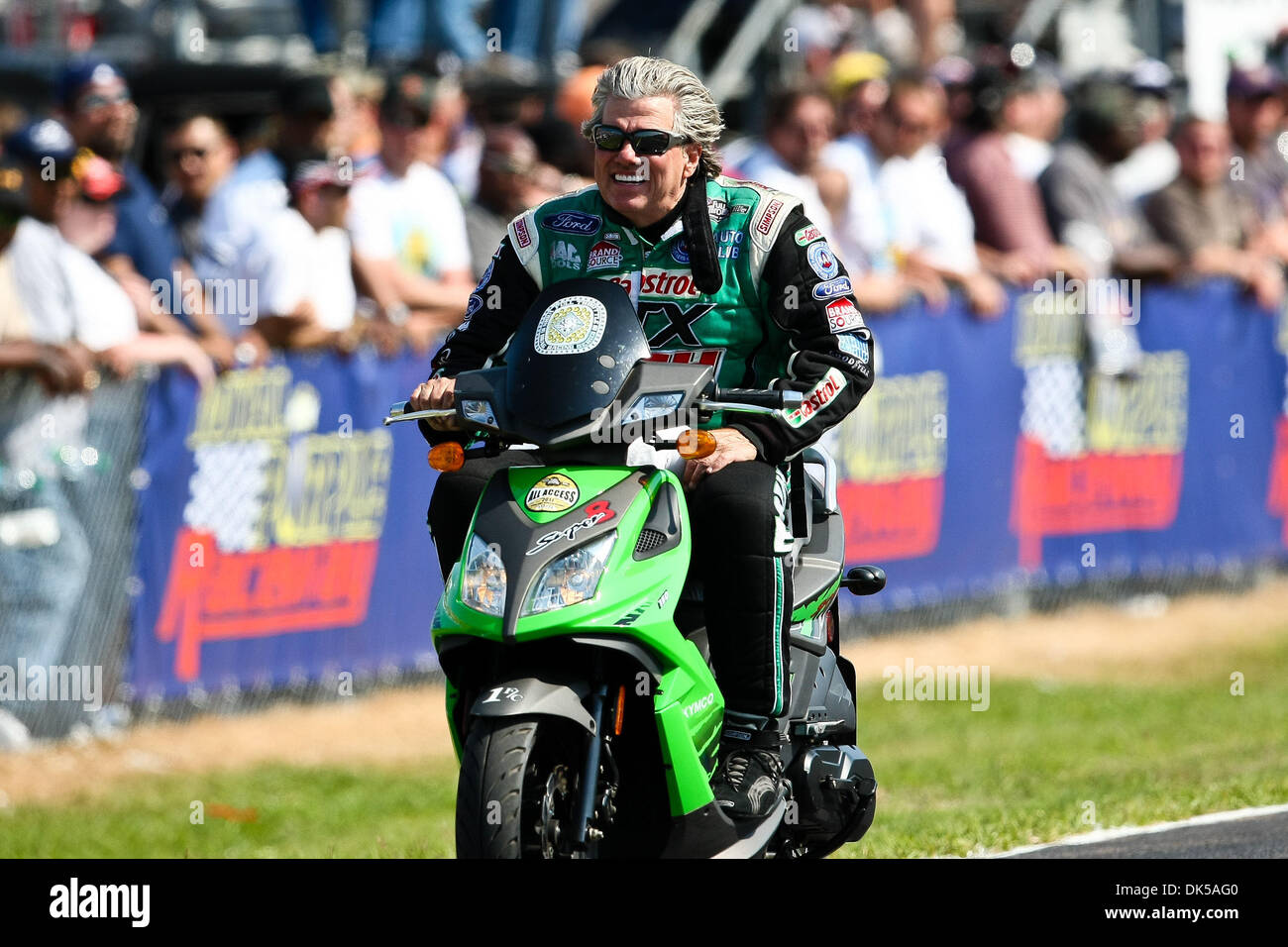 Moped driver stock hi-res stock photography and images - Alamy