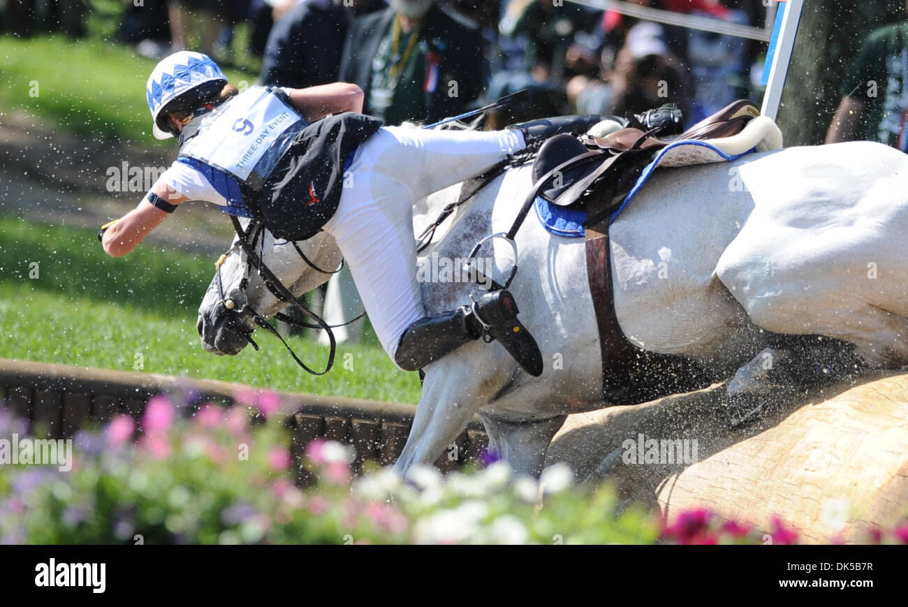 April 30, 2011 - Lexington, Kentucky, U.S. - Kate Brown(USA), competing ...