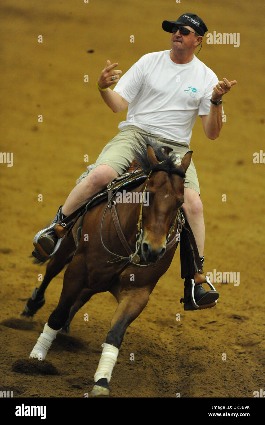 April 30, 2011 - Lexington, Kentucky, U.S. - Pete Kyle and Whizs Bronze Star put in a Reserve ...