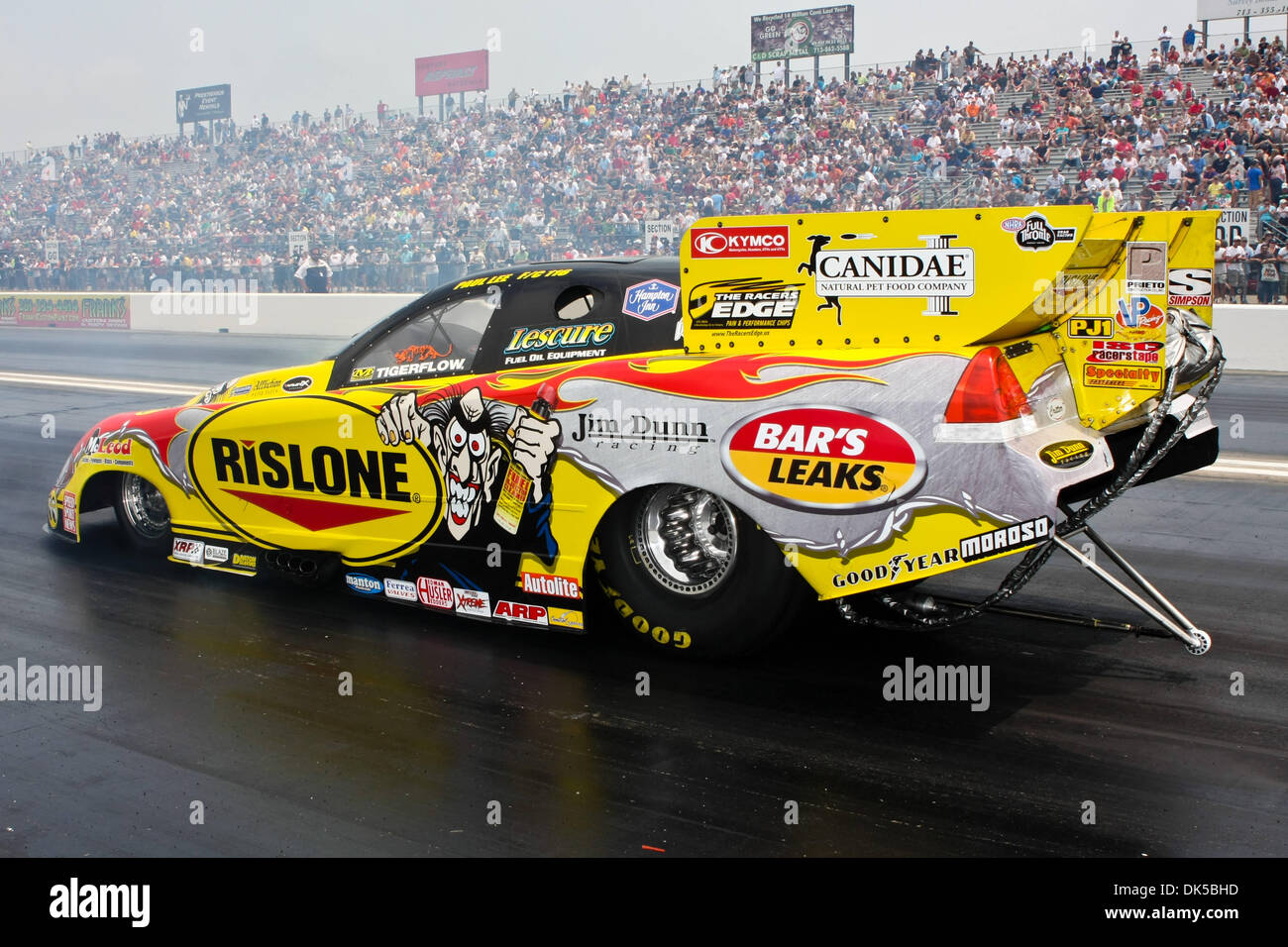 April 30, 2011 - Baytown, Texas, U.S - Paul Lee (116) driver for the ...