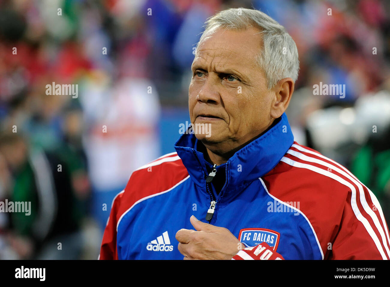 Texas mens coach hi-res stock photography and images - Alamy