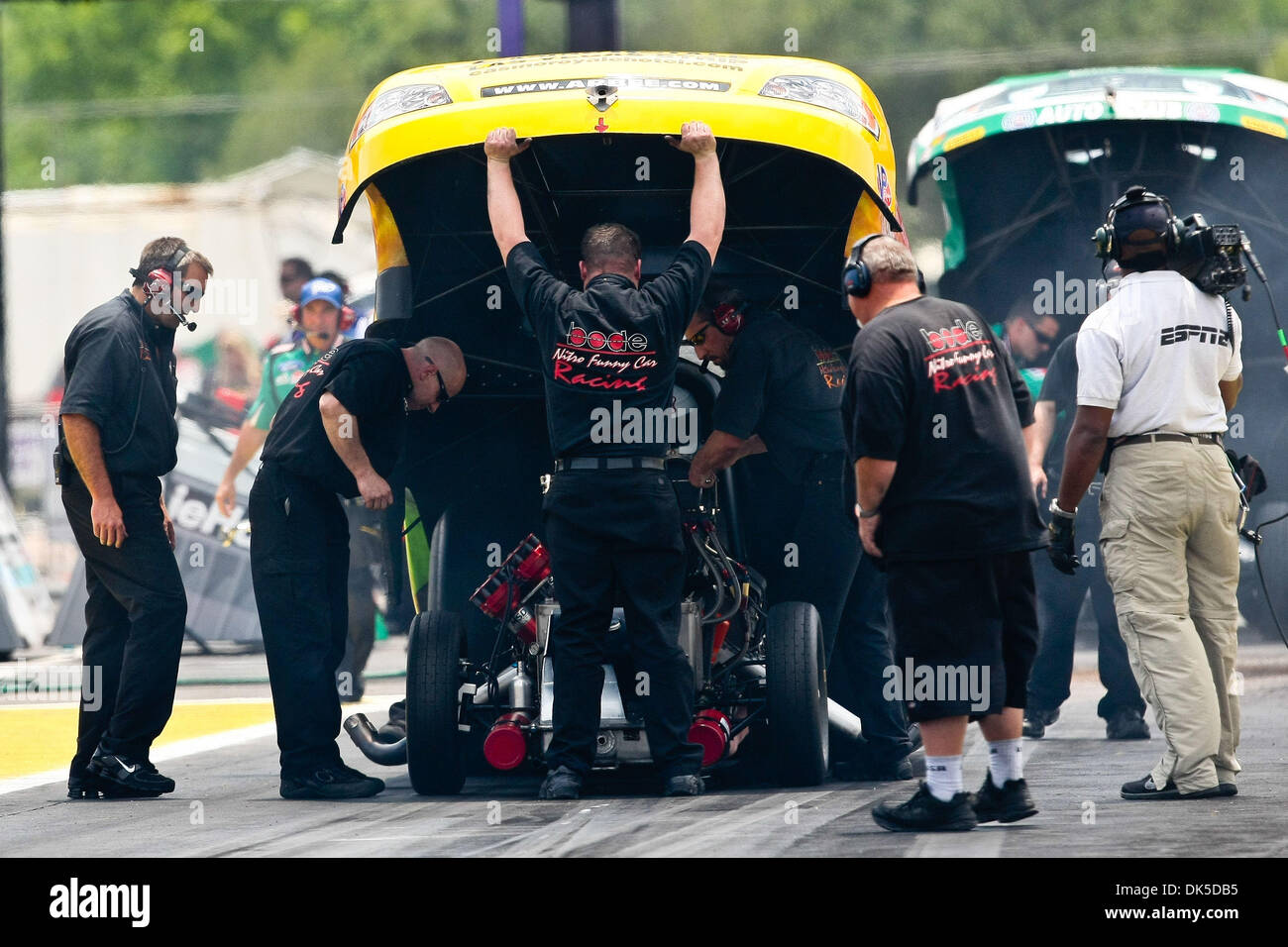 May 1, 2011 - Baytown, Texas, U.S - Bob Bode (340) driver for the Alard ...