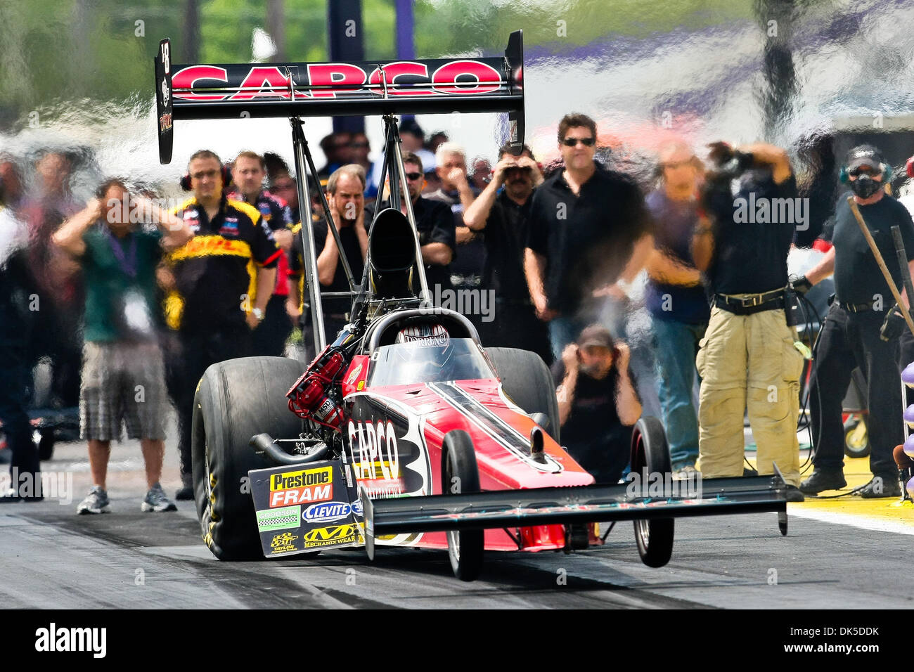 May 1, 2011 - Baytown, Texas, U.S - Steve Torrence (8) driver for the ...