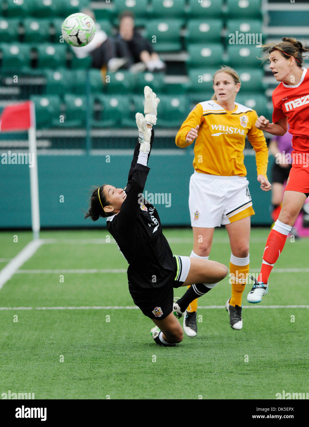 May 01, 2011: . The WNY Flash defeated the Atlanta Beat 3-0 at Sahlen's ...