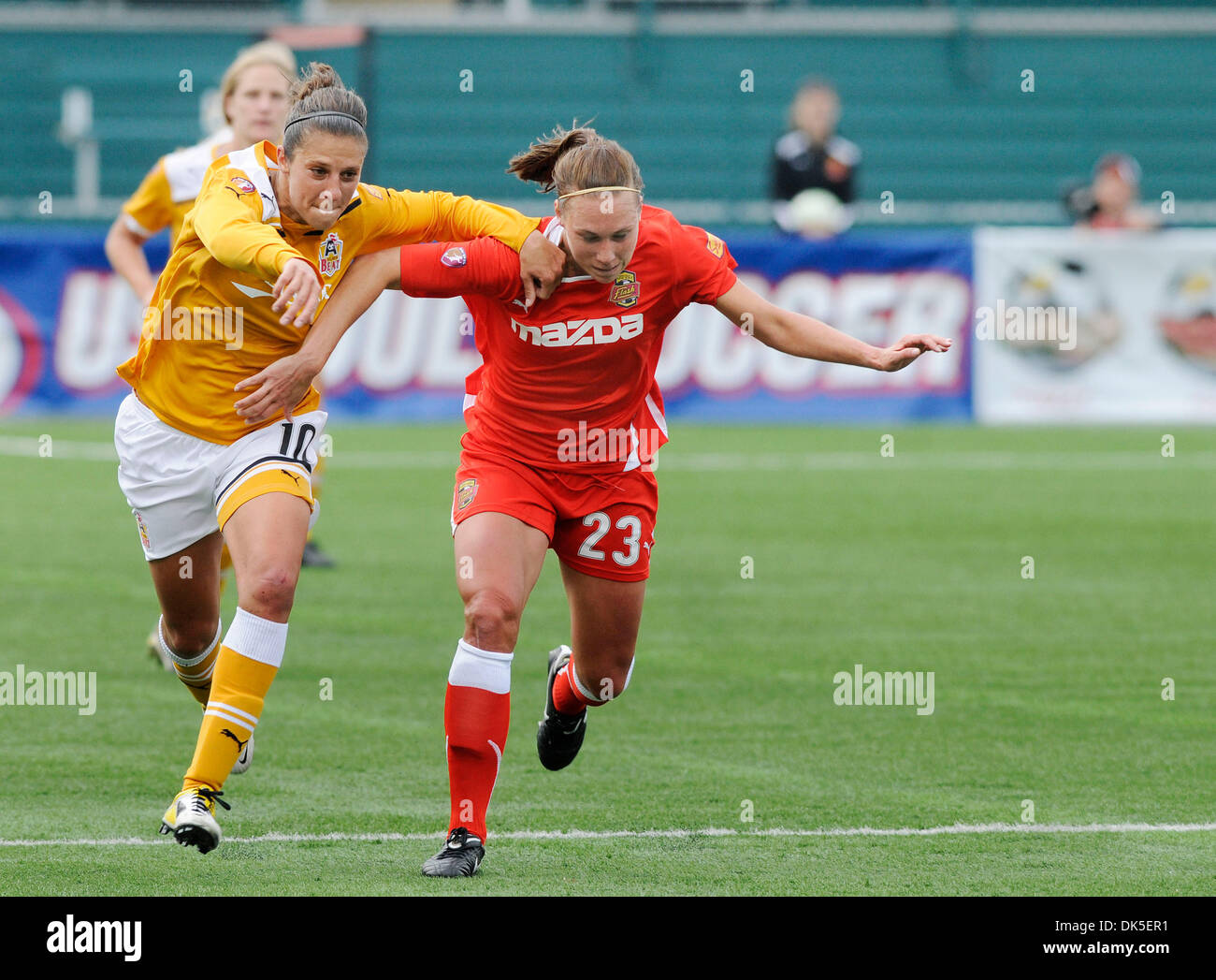 May 01, 2011: . The WNY Flash defeated the Atlanta Beat 3-0 at Sahlen's ...