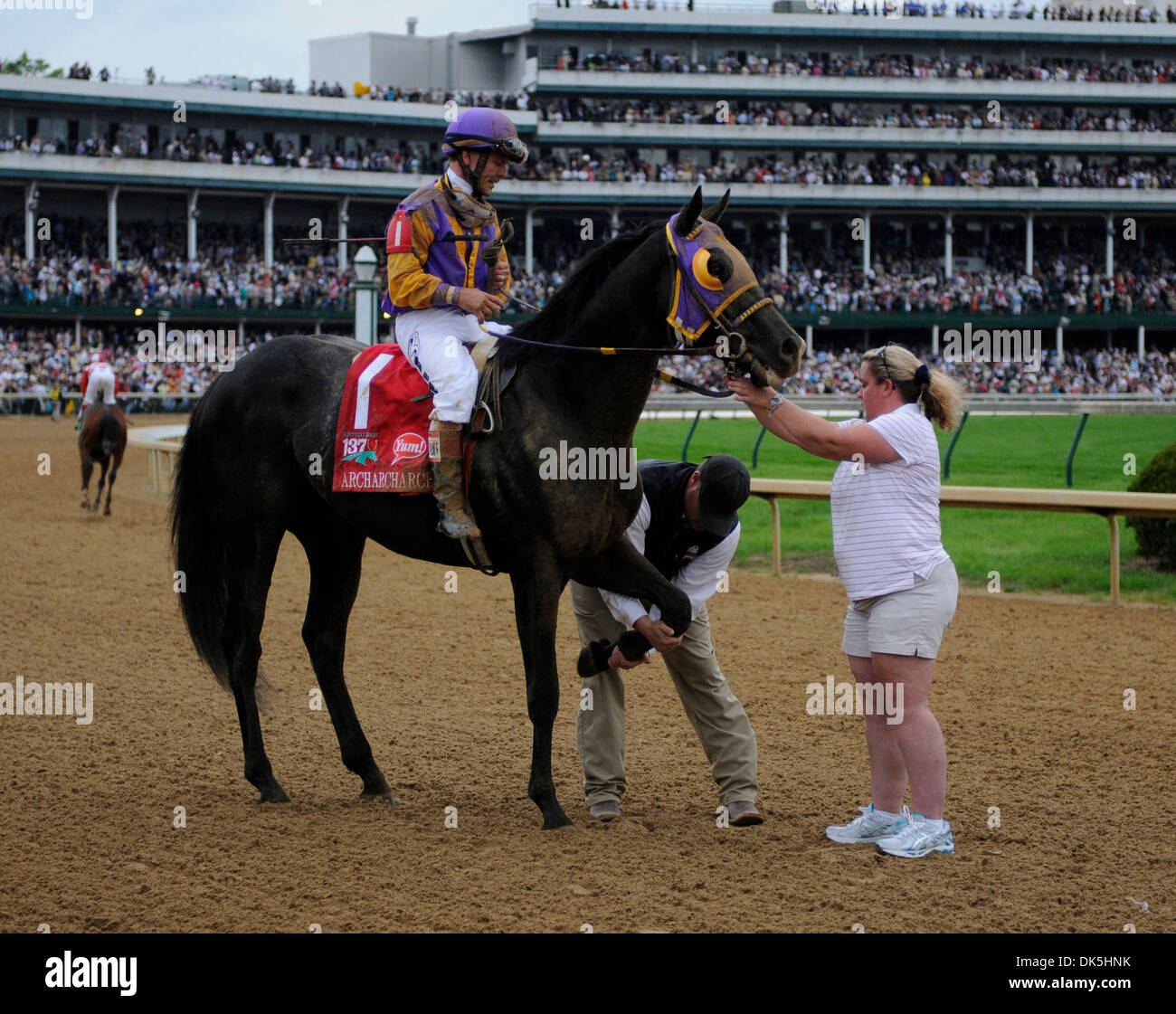 May 7, 2011 - Louisville, Ky, USA - Jockey Jon Court steadied ...