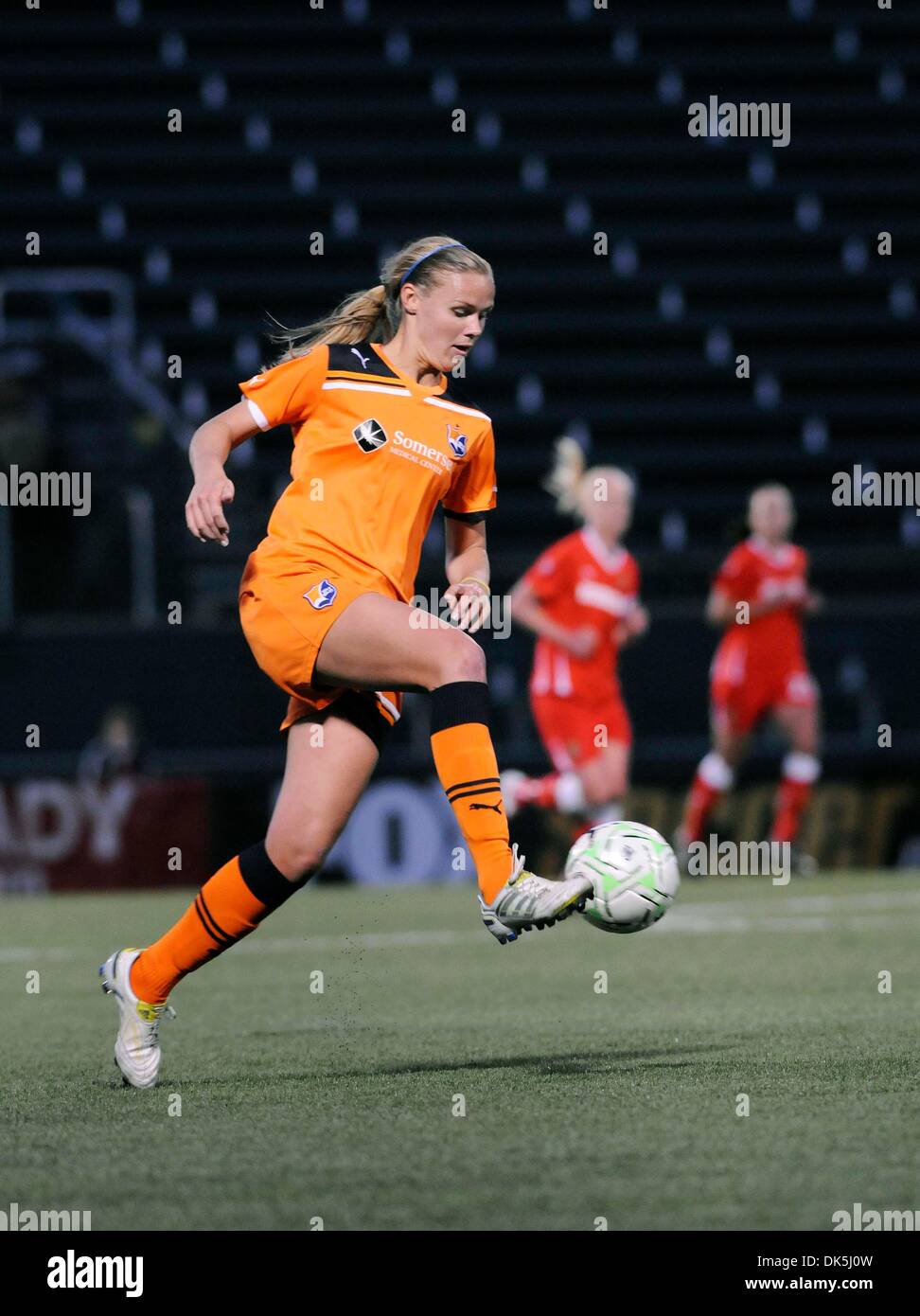 May 06, 2011: . The WNY Flash defeated the SkyBlue FC 3-1 at Sahlen's ...
