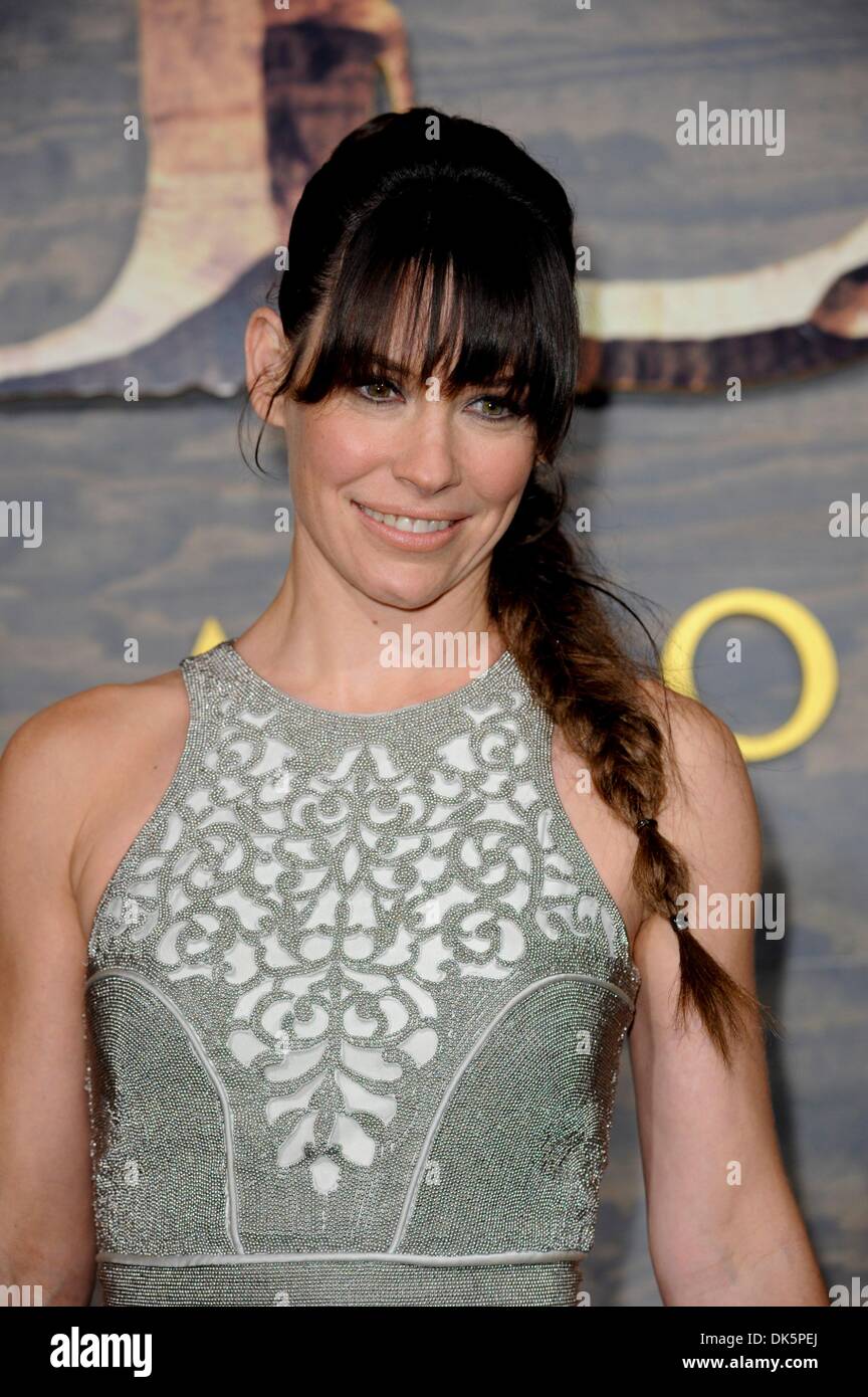 Los Angeles, CA, USA. 2nd Dec, 2013. Evangeline Lilly at arrivals for ...