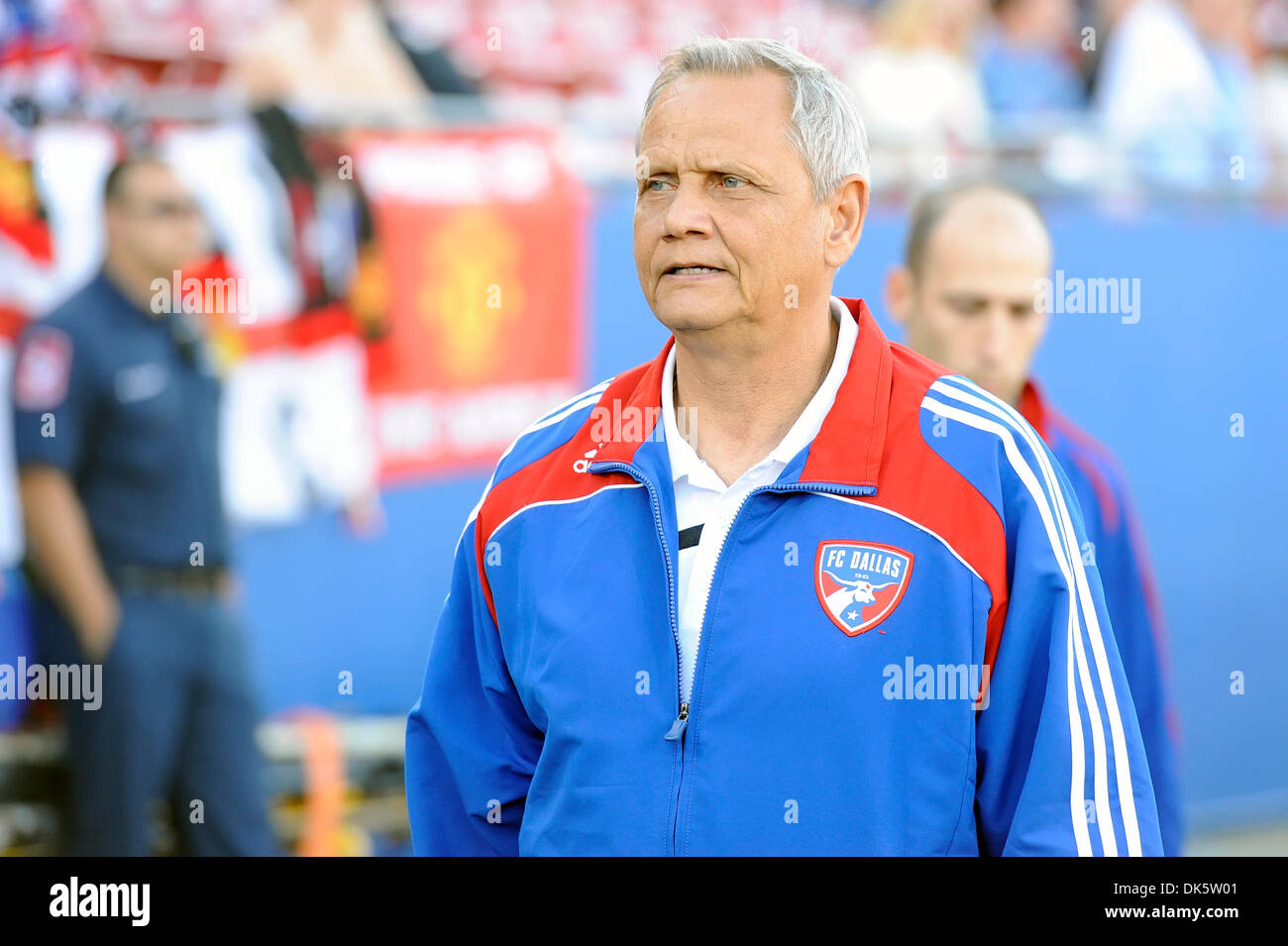 Texas mens coach hi-res stock photography and images - Alamy