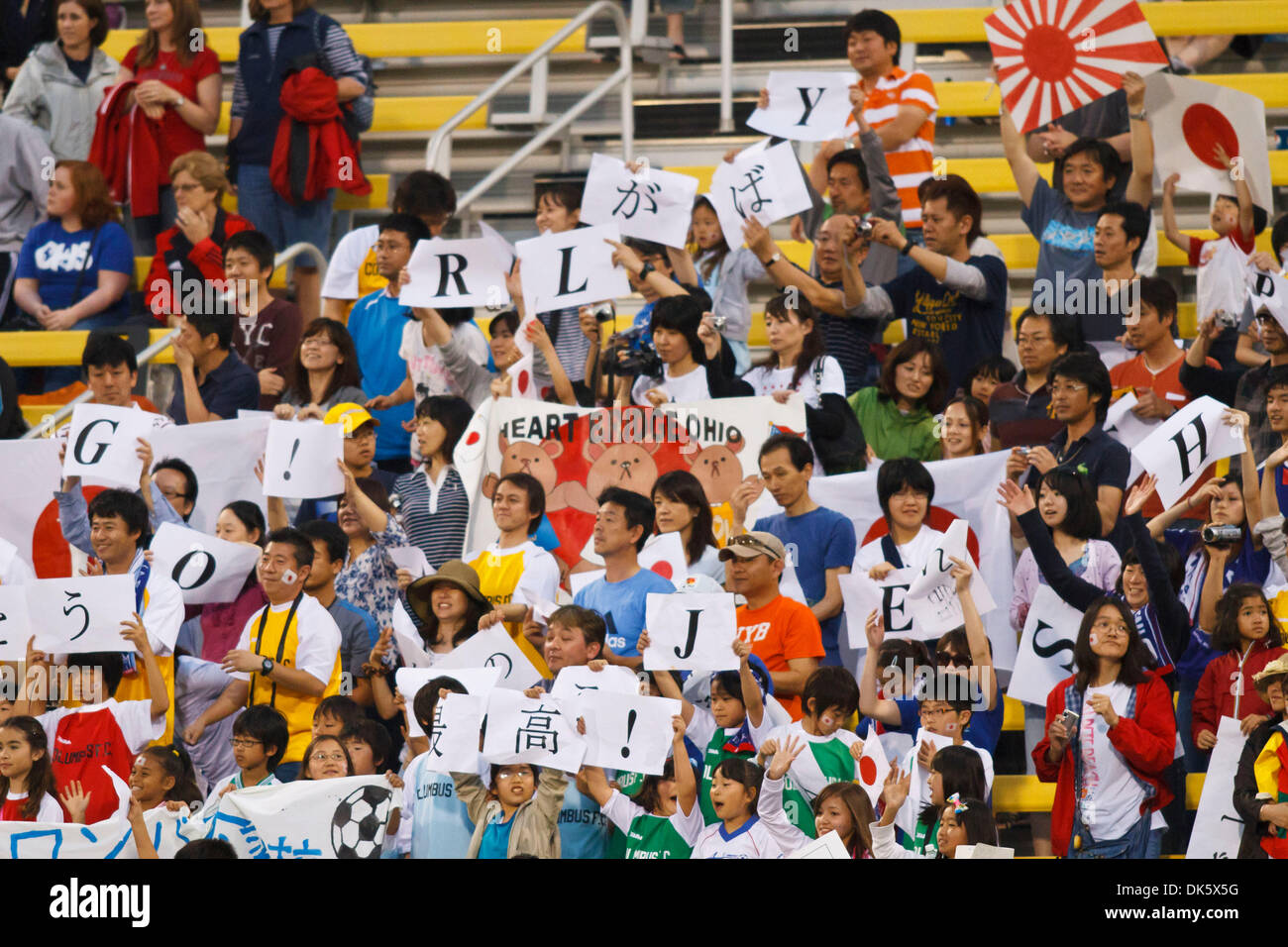 May 14, 2011 - Columbus, Ohio, U.S - Fans of Team Japan show their ...
