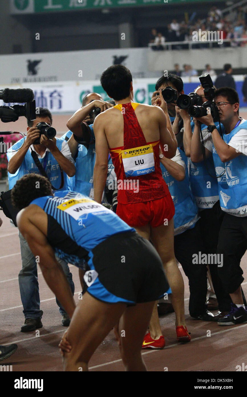 May 15, 2011 - Shanghai, China - LIU XIANG catches the attention of ...