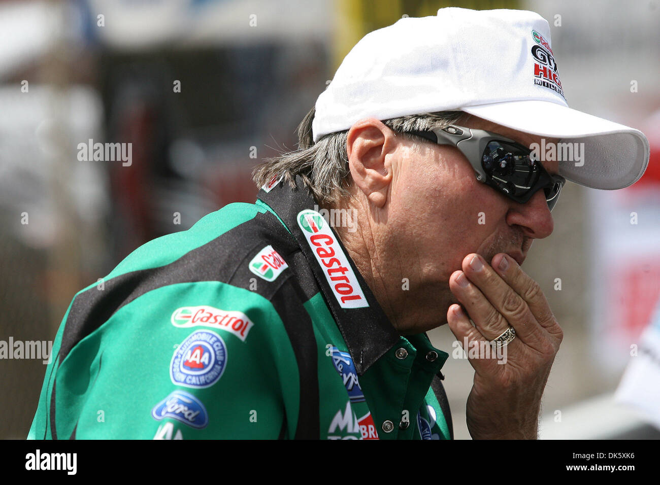 Castrol gtx hi-res stock photography and images - Alamy