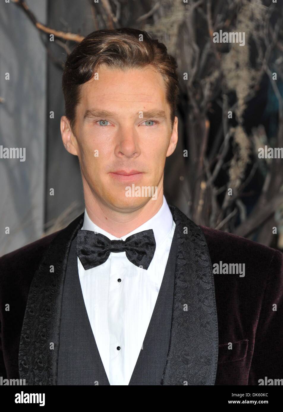 Los Angeles, CA, USA. 2nd Dec, 2013. Benedict Cumberbatch at arrivals ...