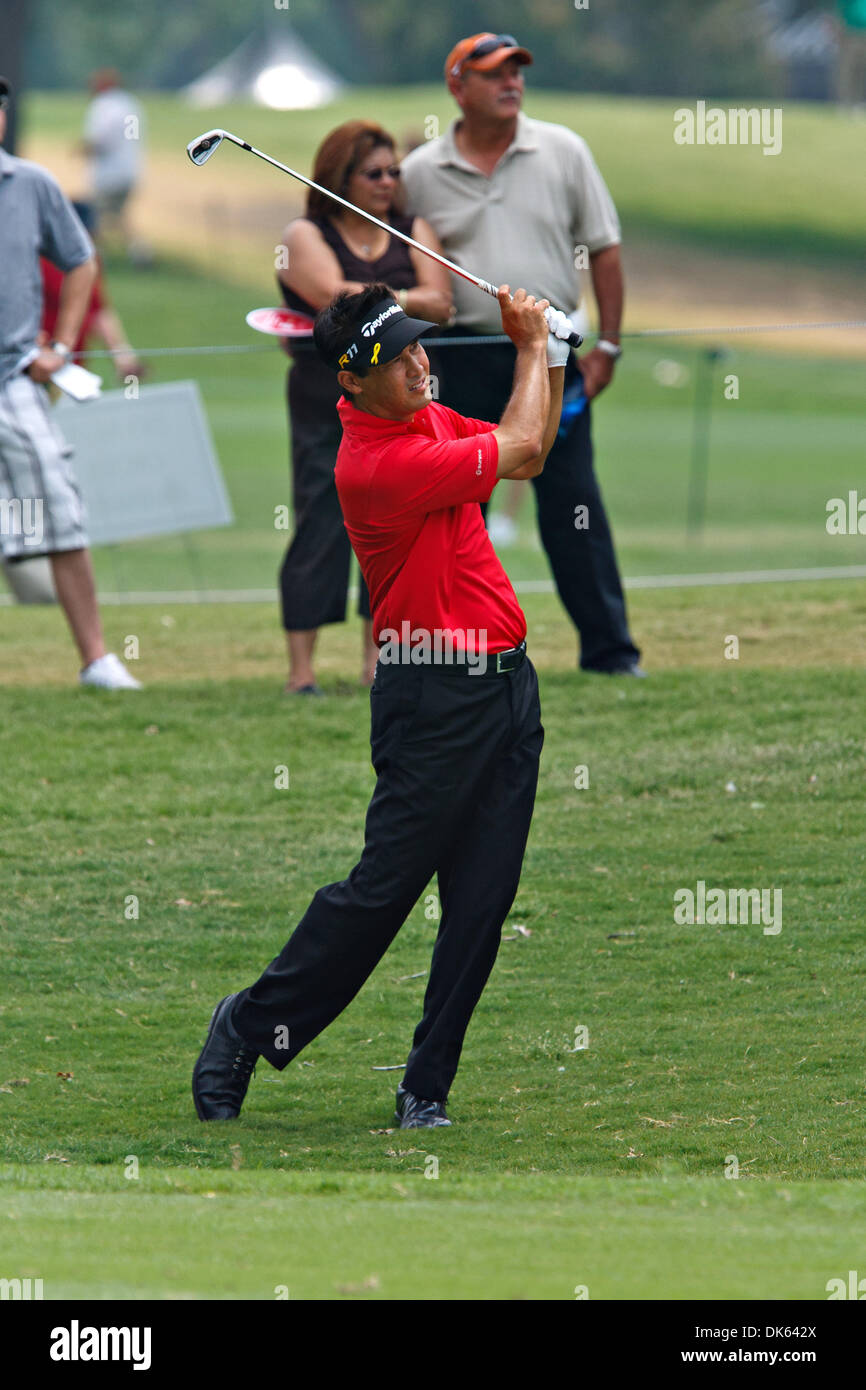May 22, 2011 - Fort Worth, Texas, US - Dean Wilson hits his approach at ...