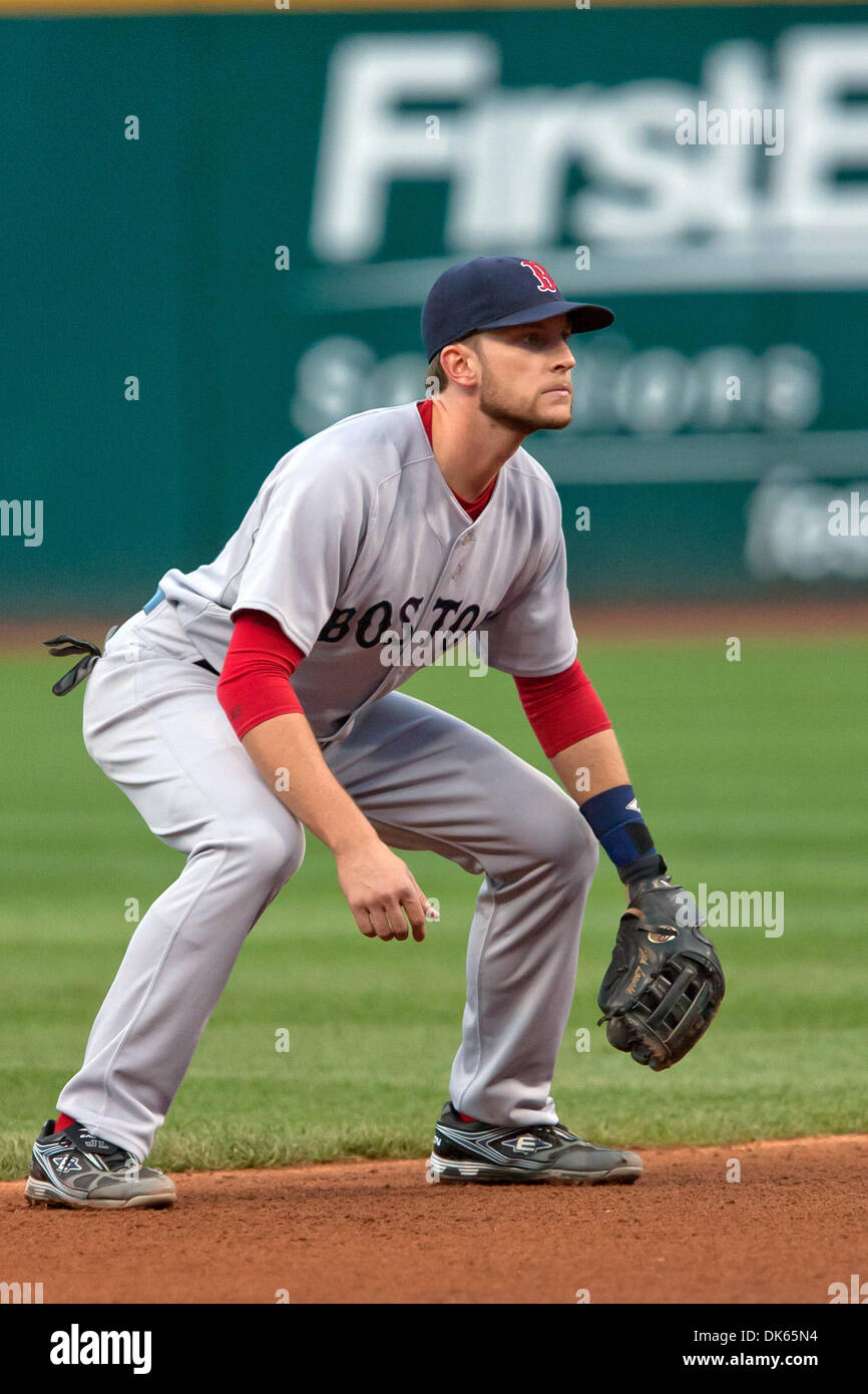 May 24, 2011 - Cleveland, Ohio, U.S - Boston shortstop Jed Lowrie (12 ...