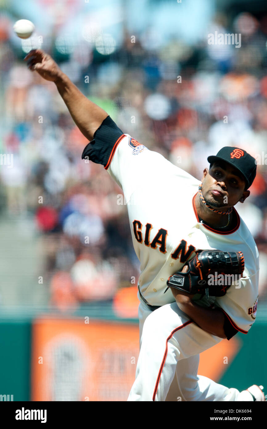 May 26, 2011 - San Francisco, California, U.S - Giants relief pitcher ...