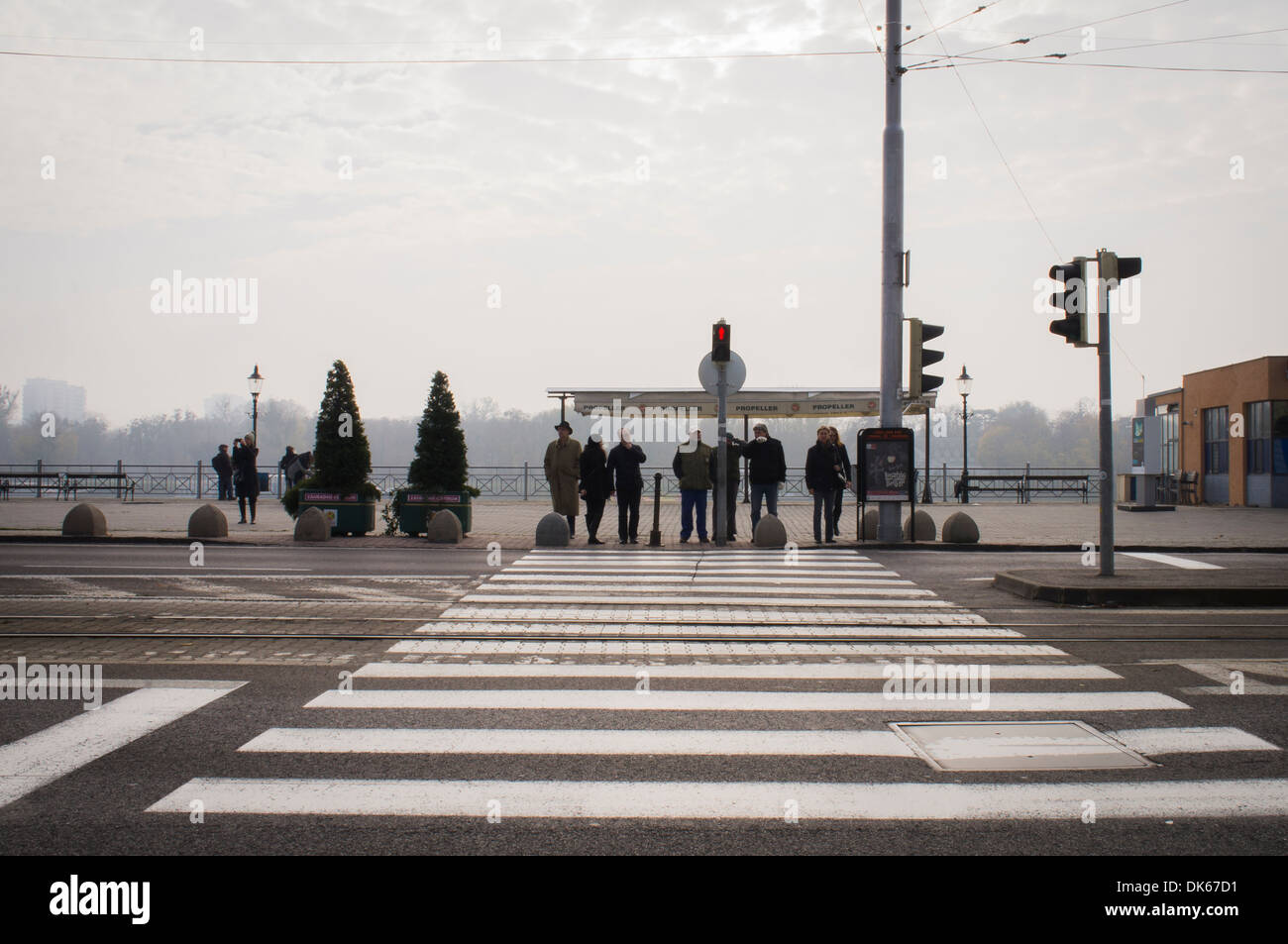 pedestrian crossing zebra, button, red man, light, wait Stock Photo - Alamy