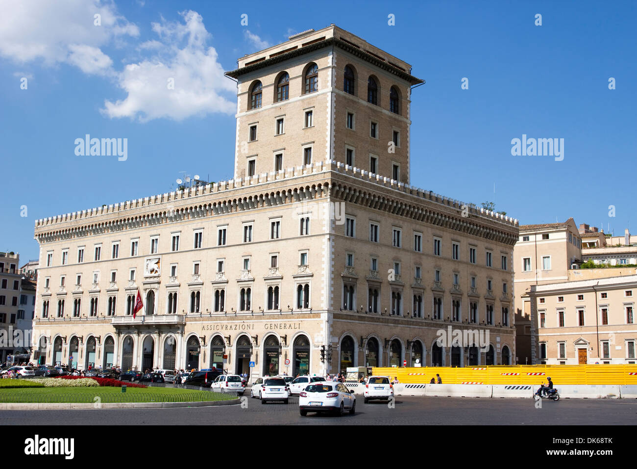 Palazzo Generali in Piazza Venezia in Rome, Lazio, Italy Stock Photo ...