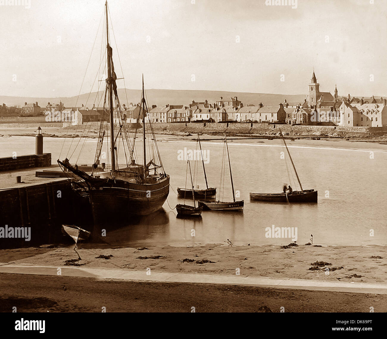 Fisherman victorian period hi-res stock photography and images - Alamy