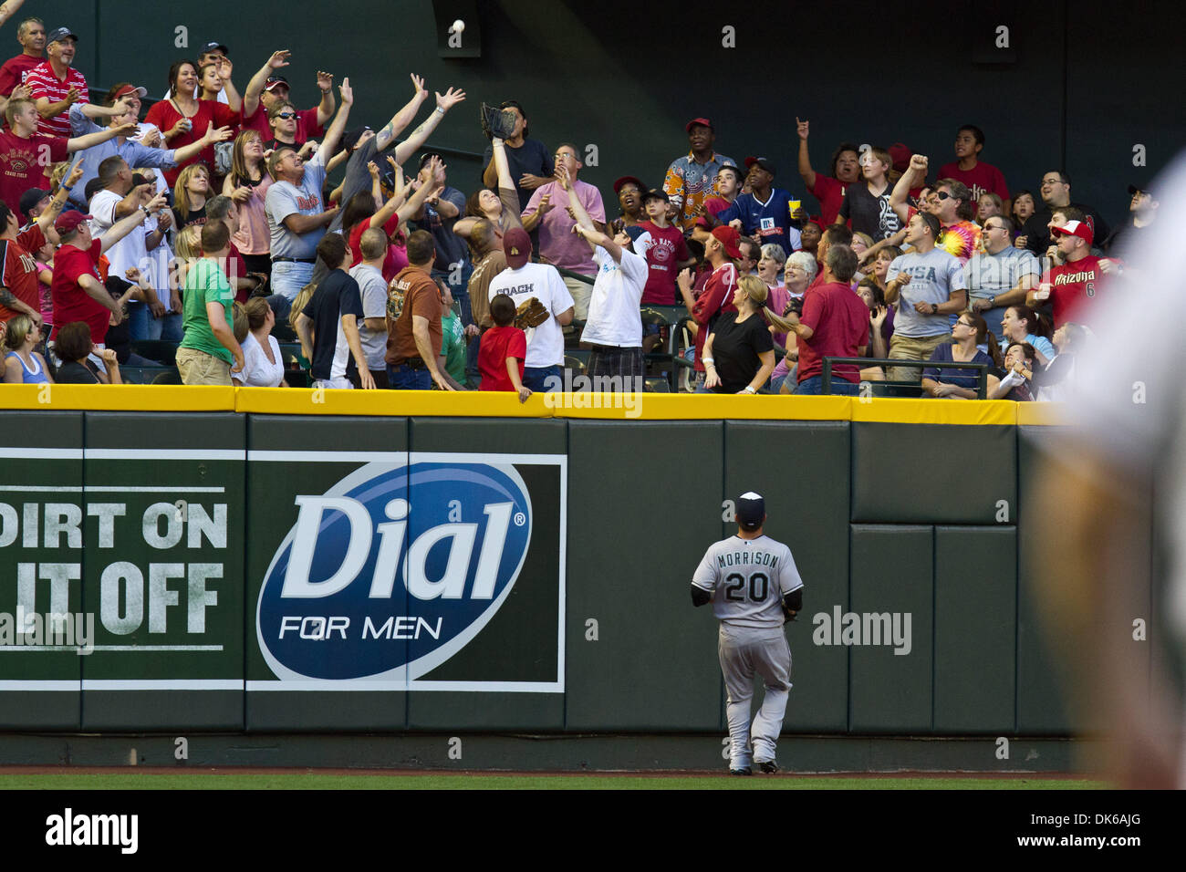 Arizona diamondbacks fans hi-res stock photography and images - Alamy