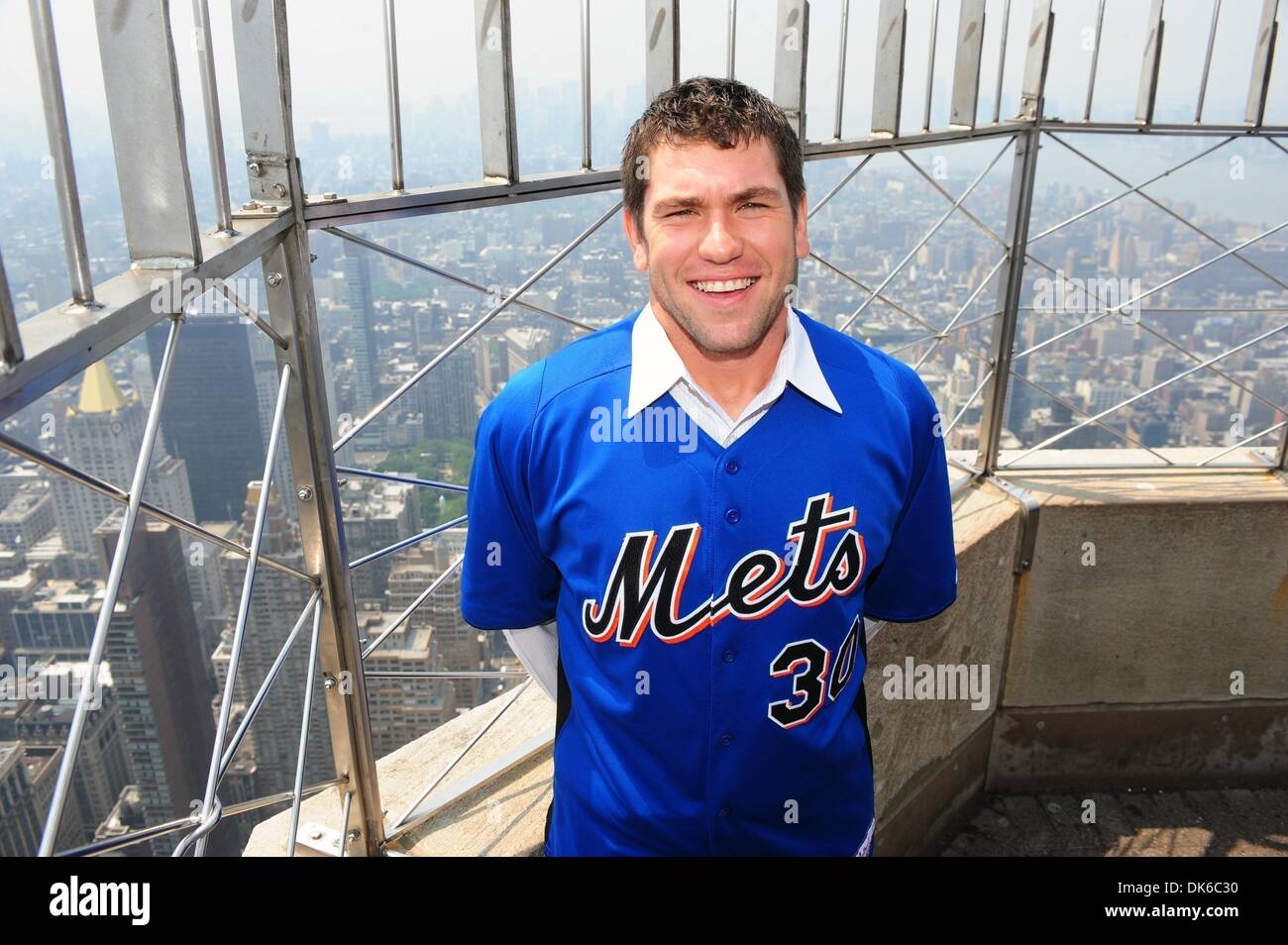 June 1, 2011 - Manhattan, New York, U.S. - Mets catcher JOSH THOLE. New ...