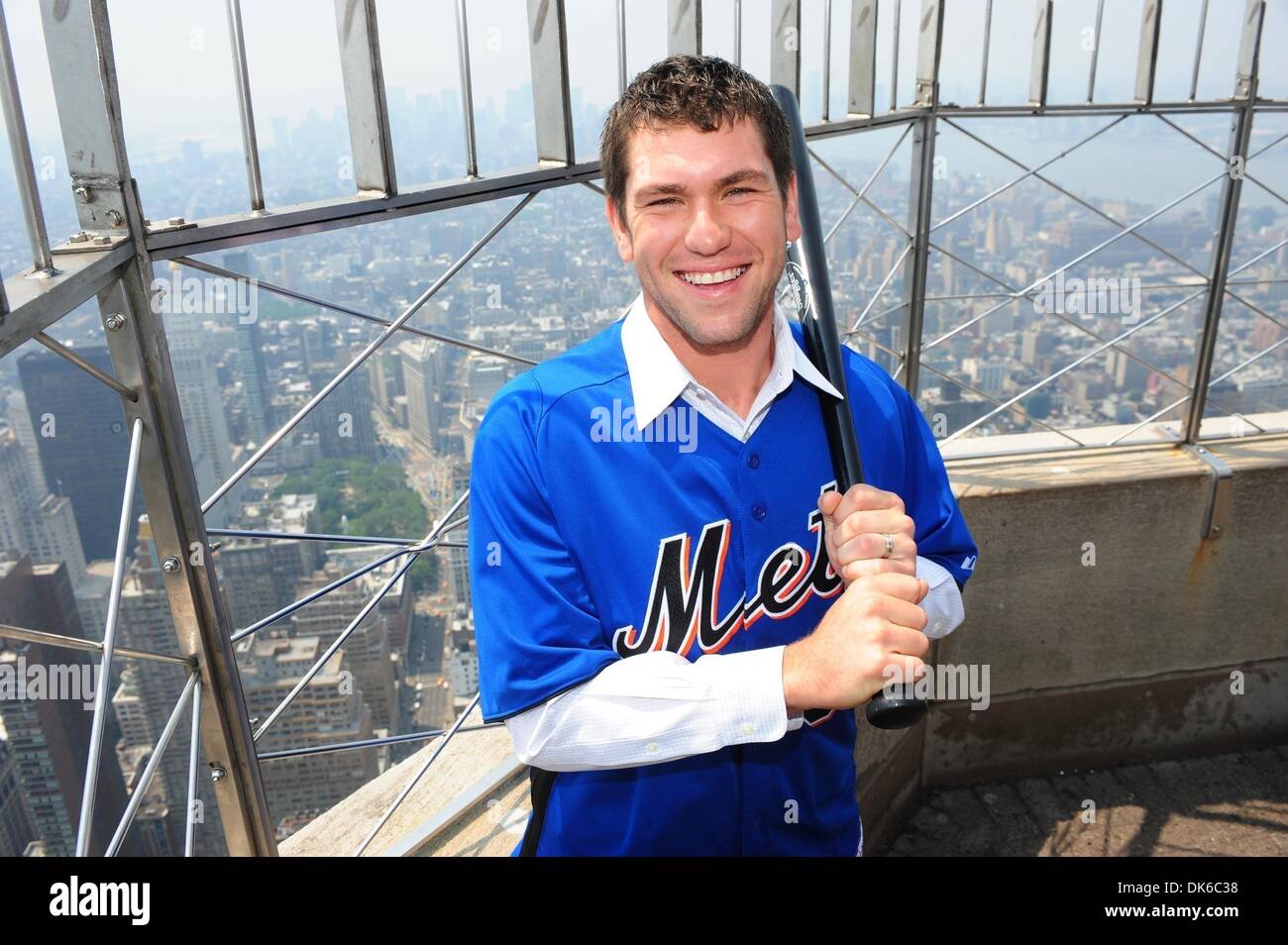 June 1, 2011 - Manhattan, New York, U.S. - Mets catcher JOSH THOLE. New ...