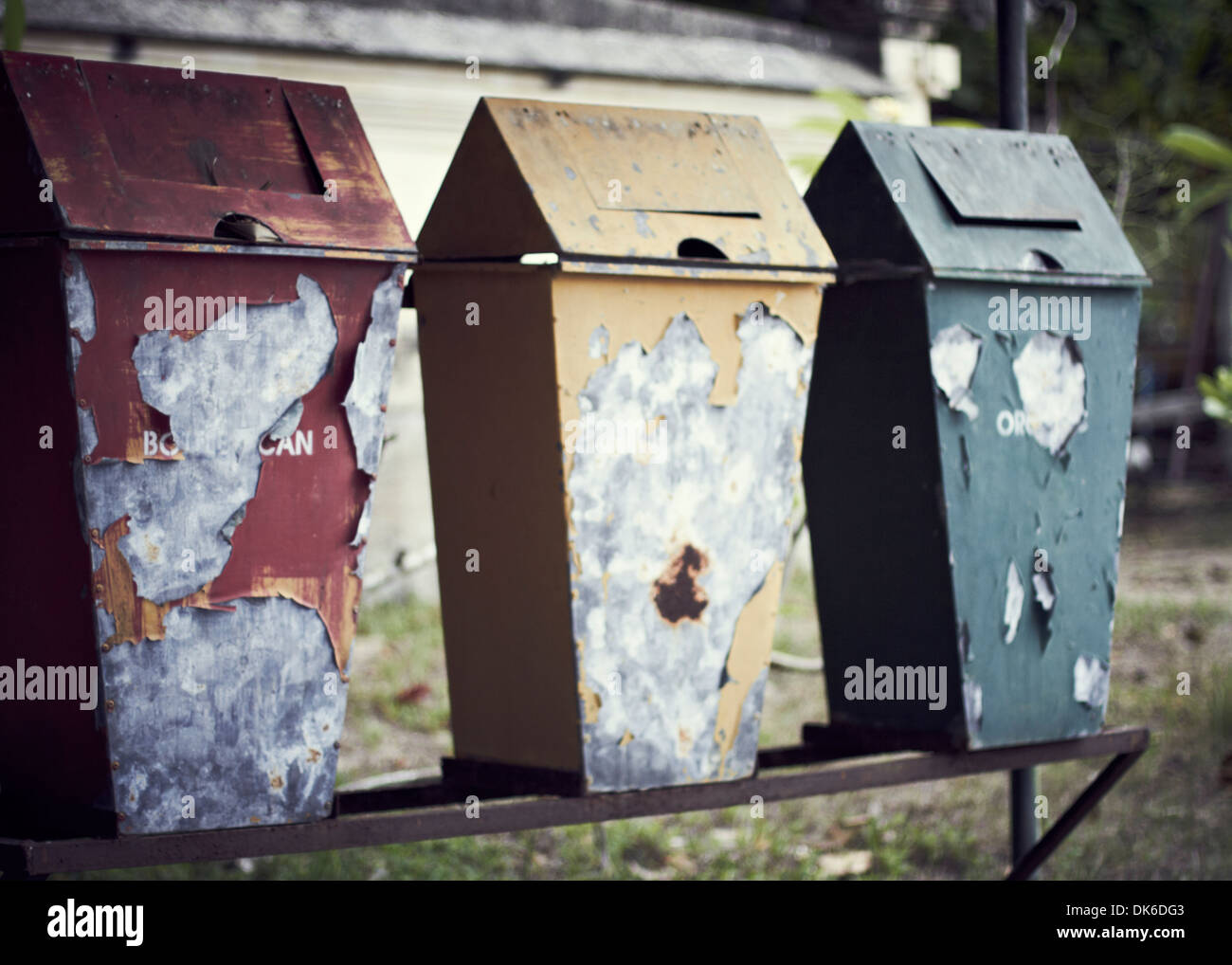 Yellow Bins Stock Photos & Yellow Bins Stock Images - Alamy