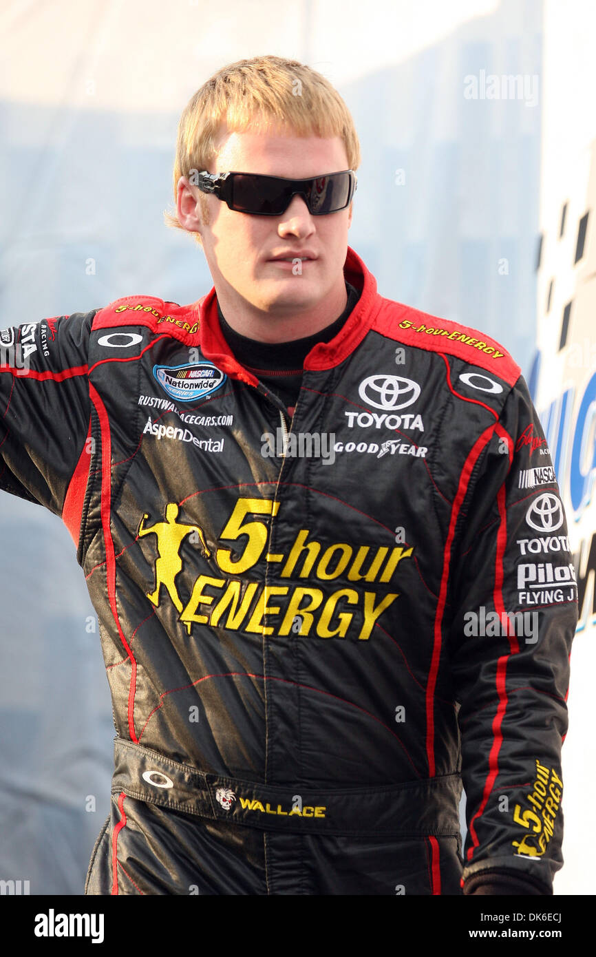 June 4, 2011 - Joliet, Illinois, U.S - Nationwide Series driver Steve ...