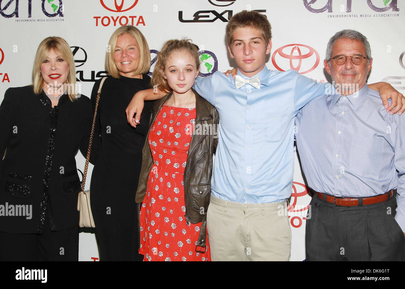 Ron meyer and kelly chapman hi-res stock photography and images - Alamy