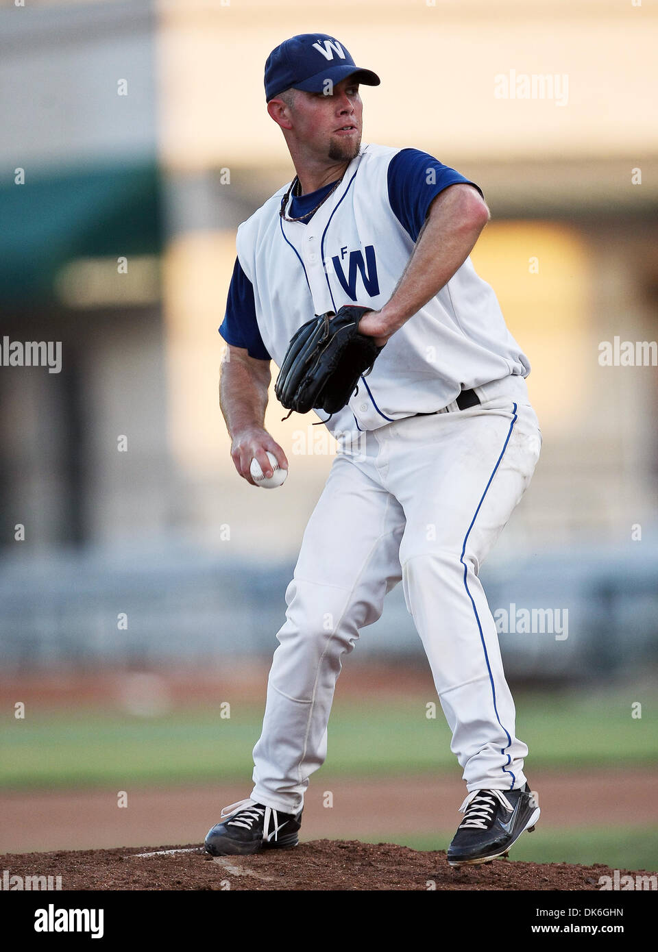 June 13, 2011 - Fort Worth, Texas, U.S - Fort Worth Cats Pitcher Justin ...