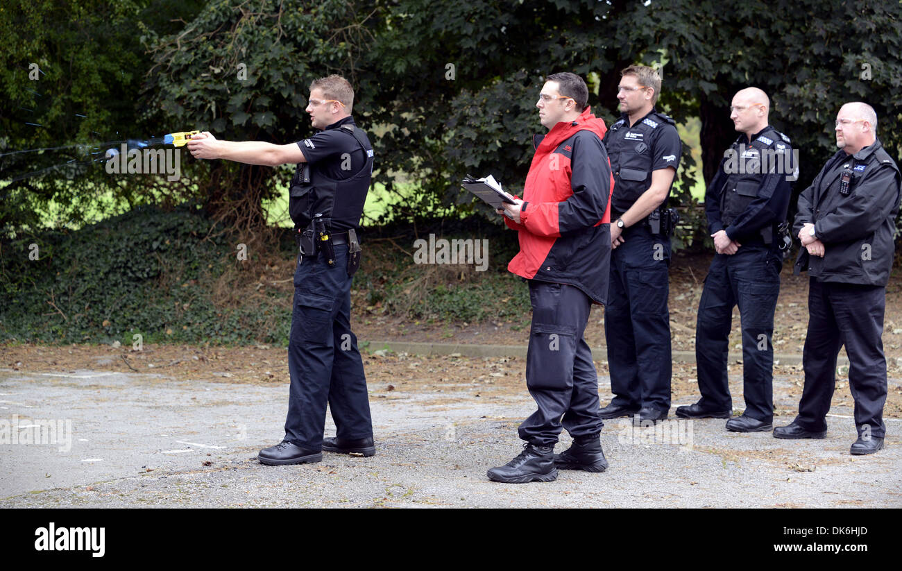 Humberside Police officers take part in a taser gun refresher course at ...