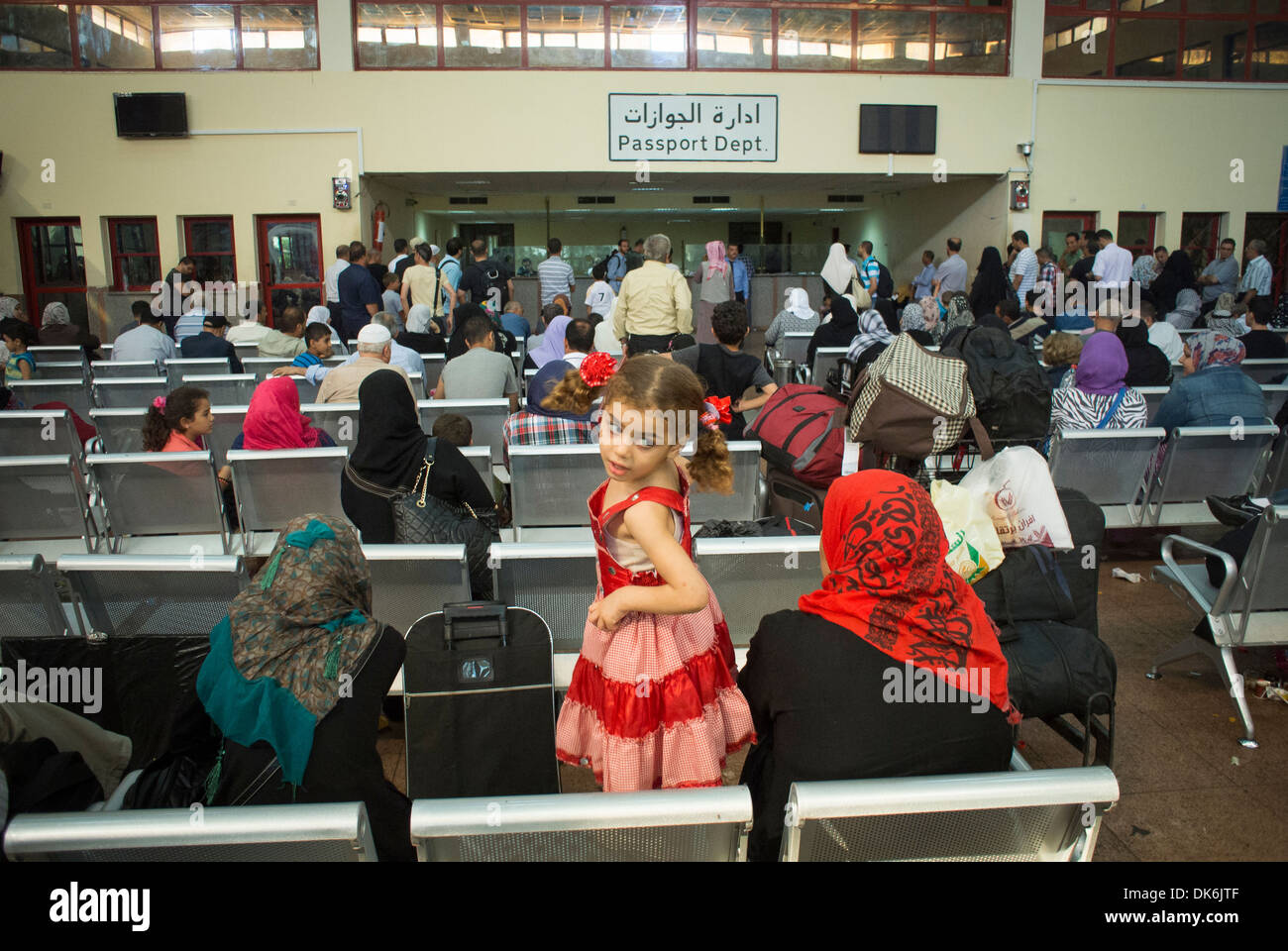 Rafah border crossing from egypt hi-res stock photography and images ...
