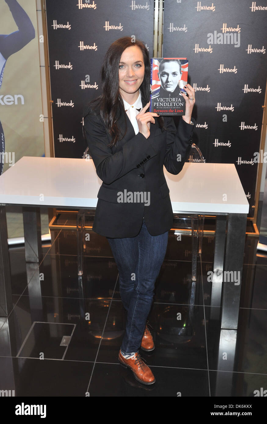 Victoria Pendleton signs her book 'Between Lines' at Harrods Sports ...