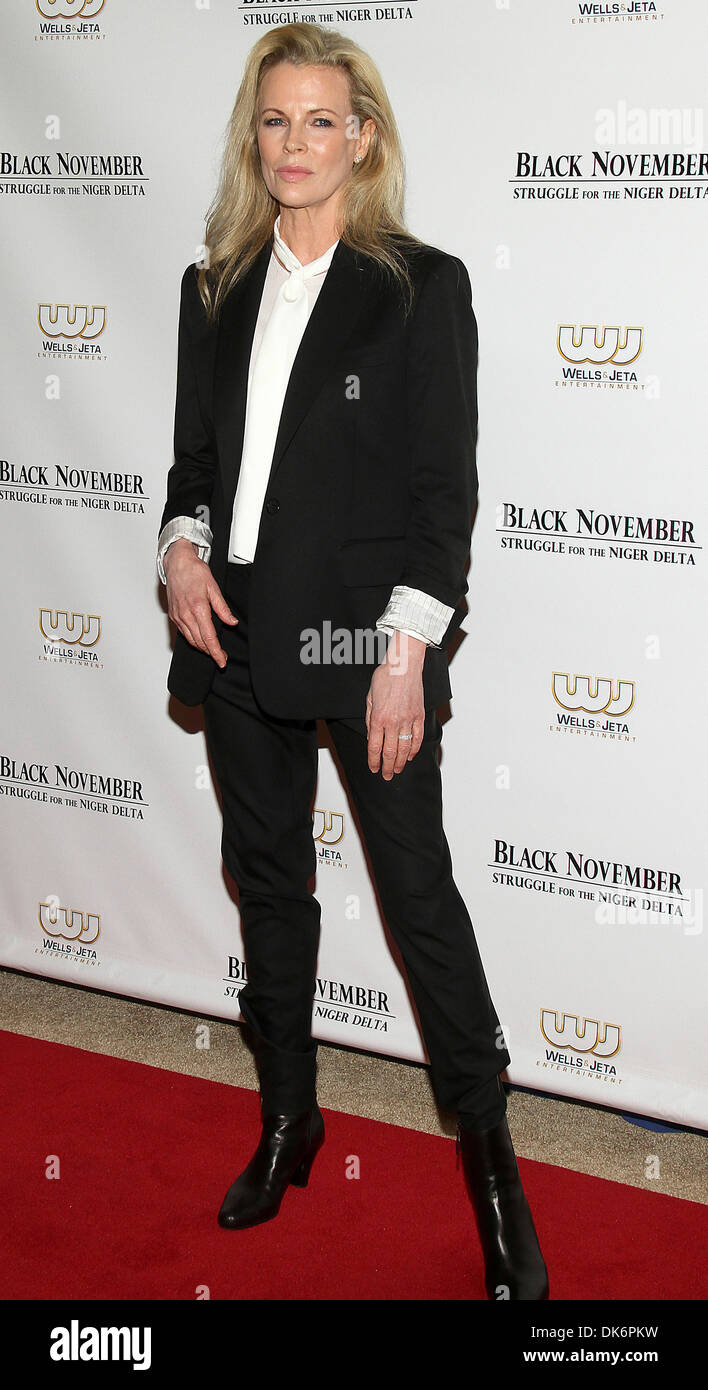 Kim basinger hi-res stock photography and images - Alamy