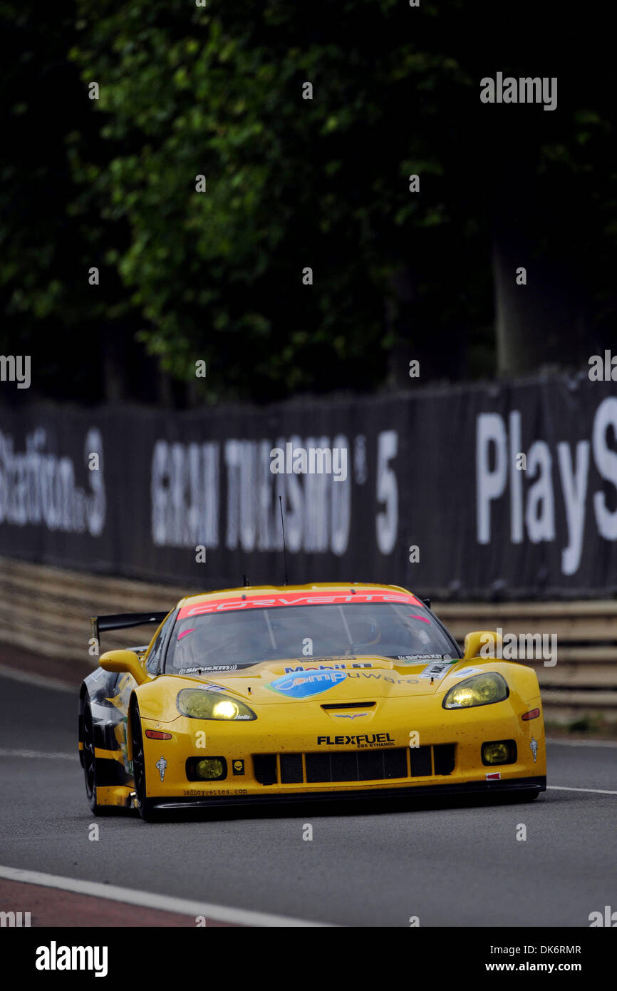 Jun 8, 2011 - Le Mans, France - Corvette Racing Chevrolet Corvette C6 ...