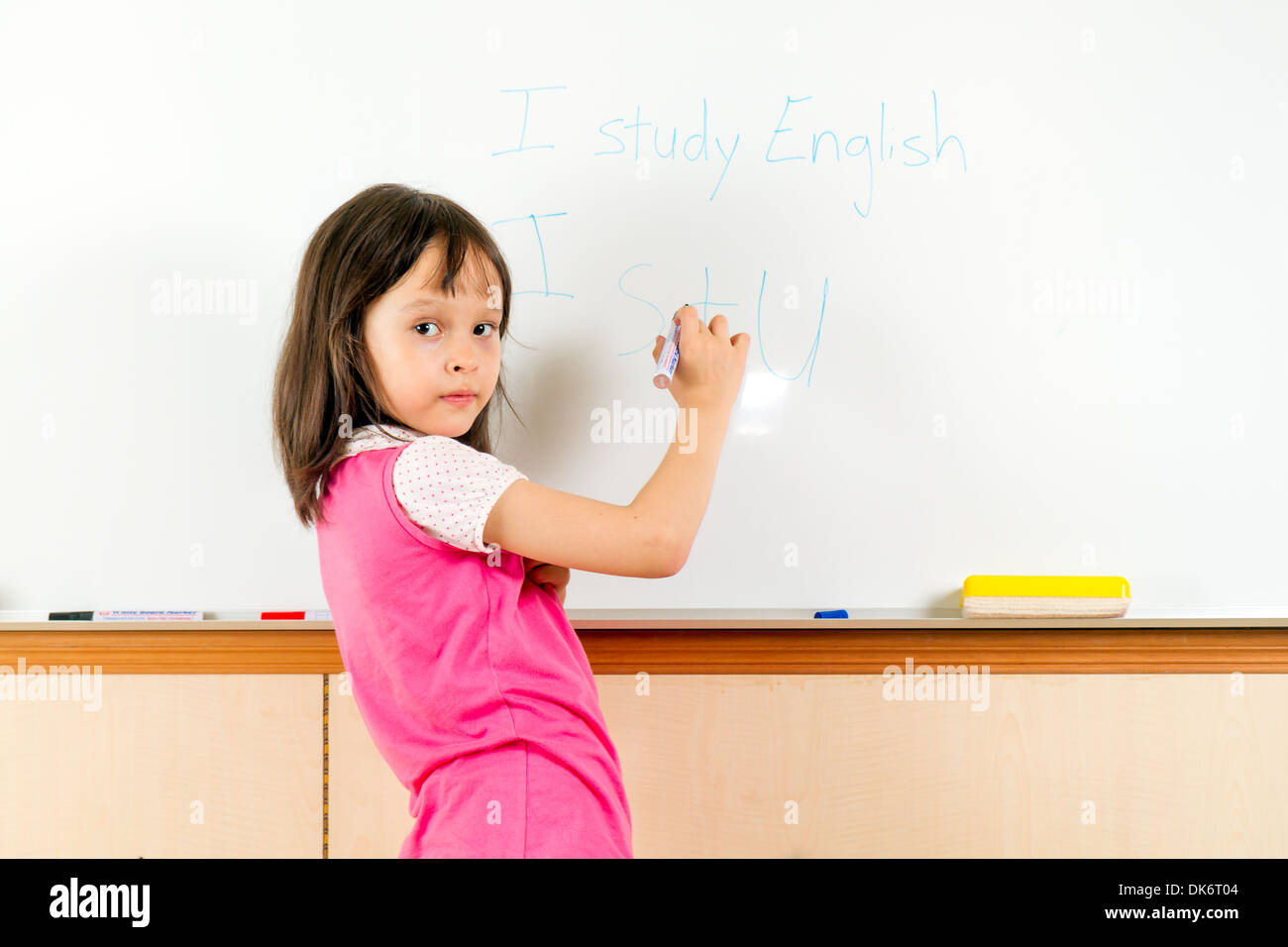 Child whiteboard answer hi-res stock photography and images - Alamy