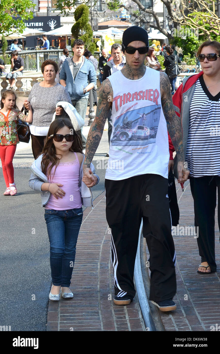 Travis Barker and his kids hanging out at The Grove Los Angeles ...