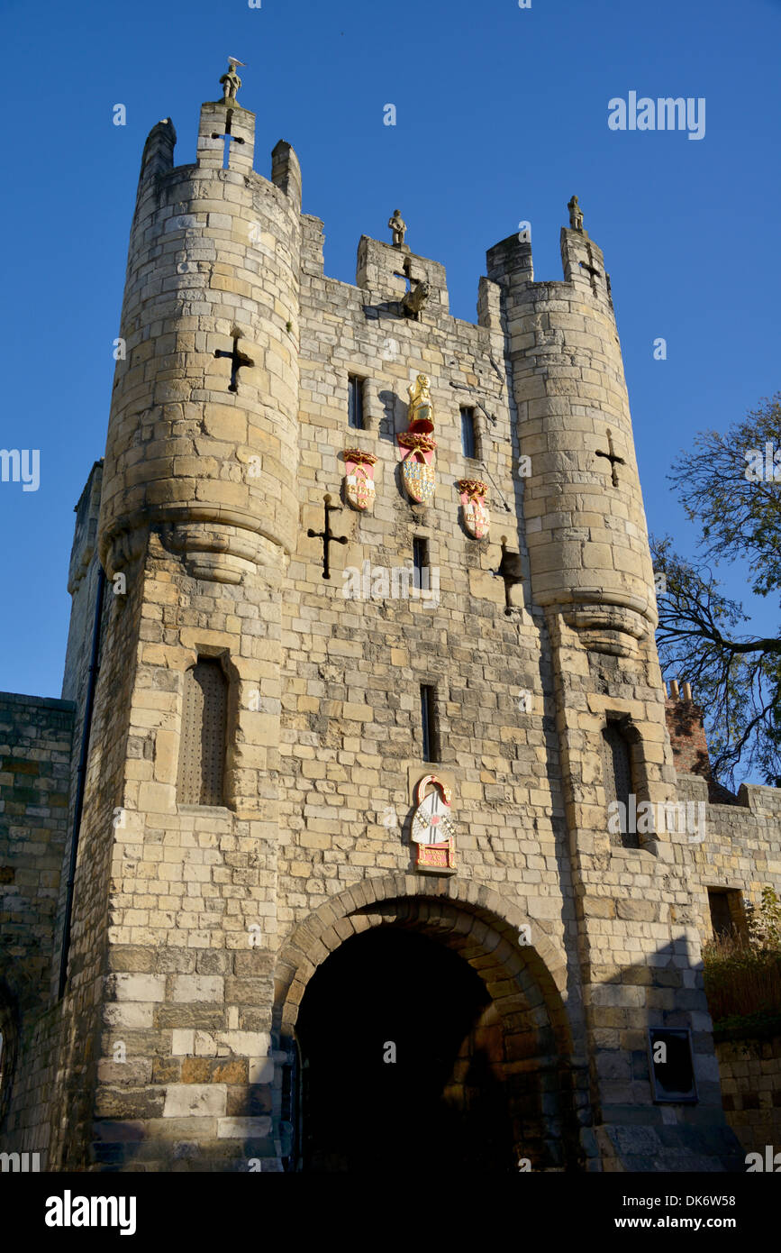 York tower gate hi-res stock photography and images - Alamy