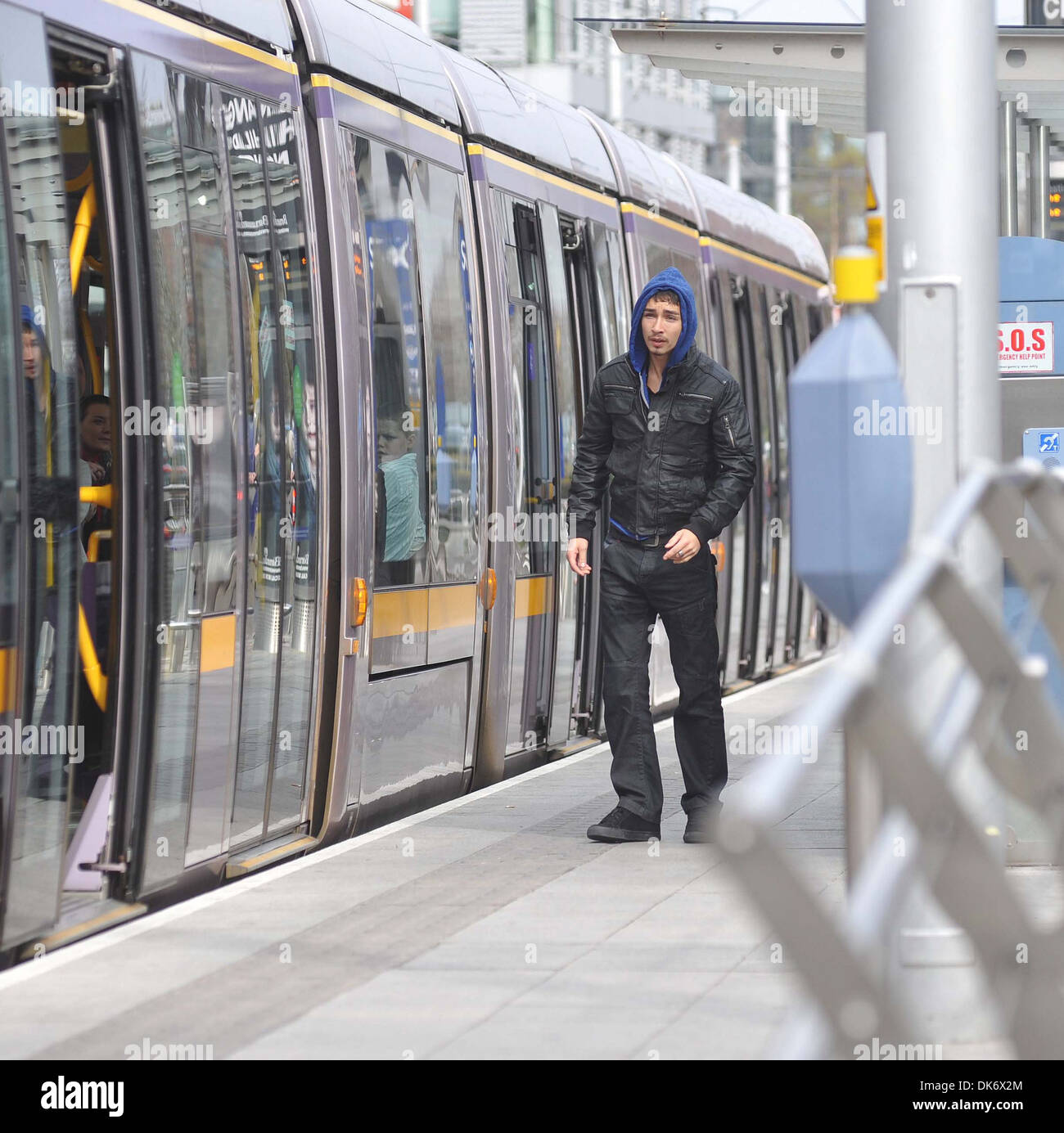 Actor Robert Sheehan on set of 'Love/Hate' where his character "Darren ...