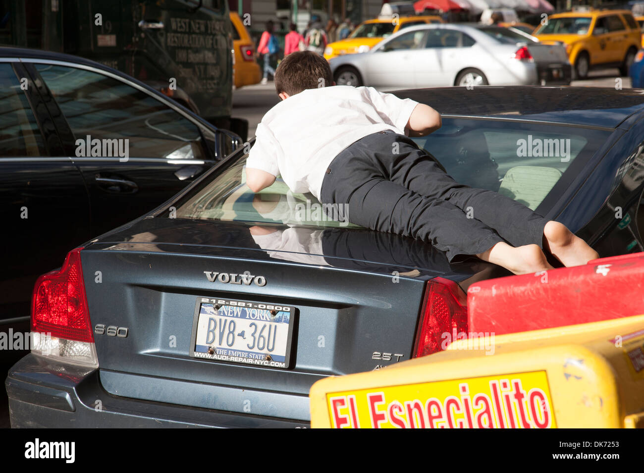 Climbing car window hi-res stock photography and images - Alamy