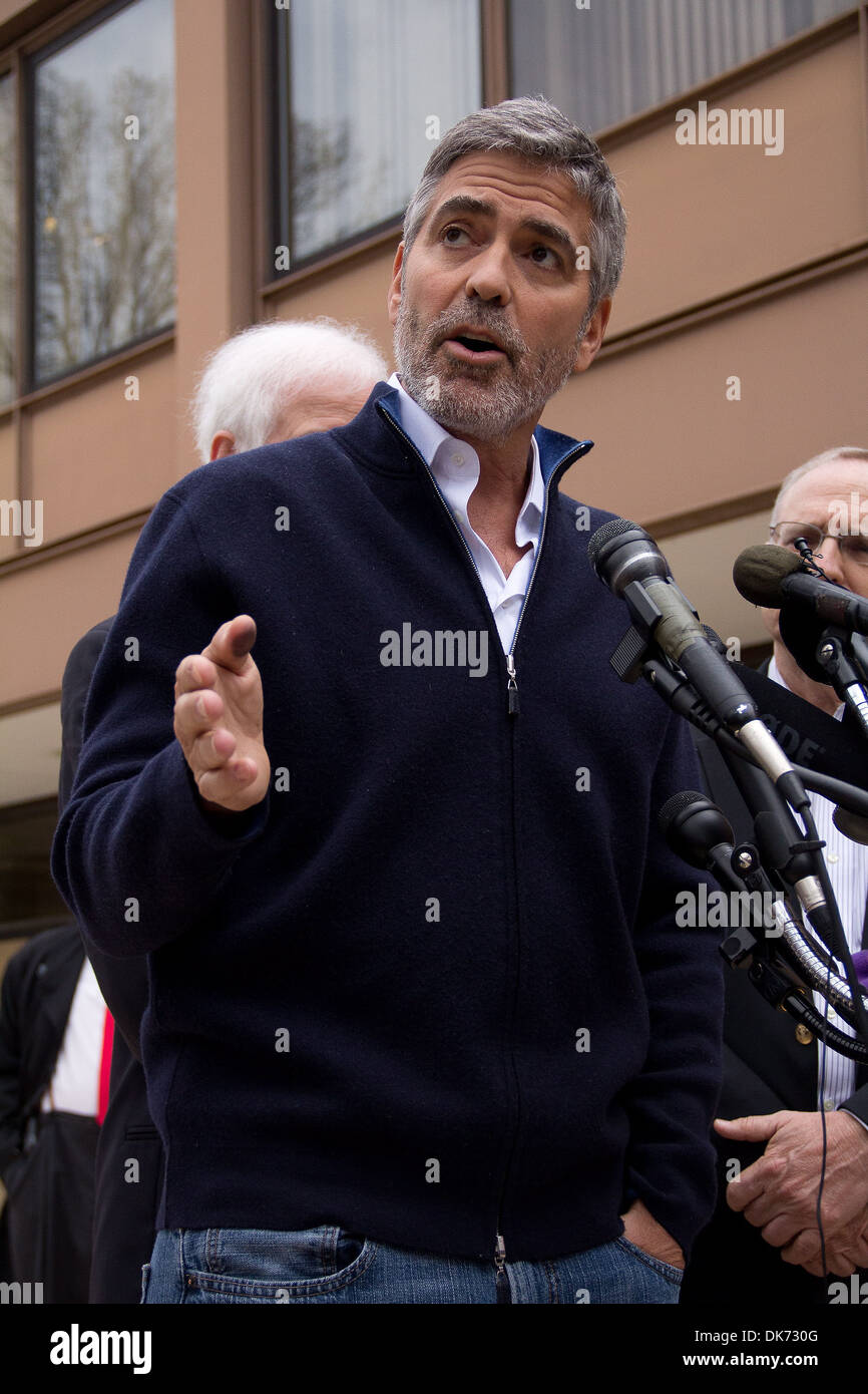 Actor and activist George Clooney and his father Nick Clooney speak to ...
