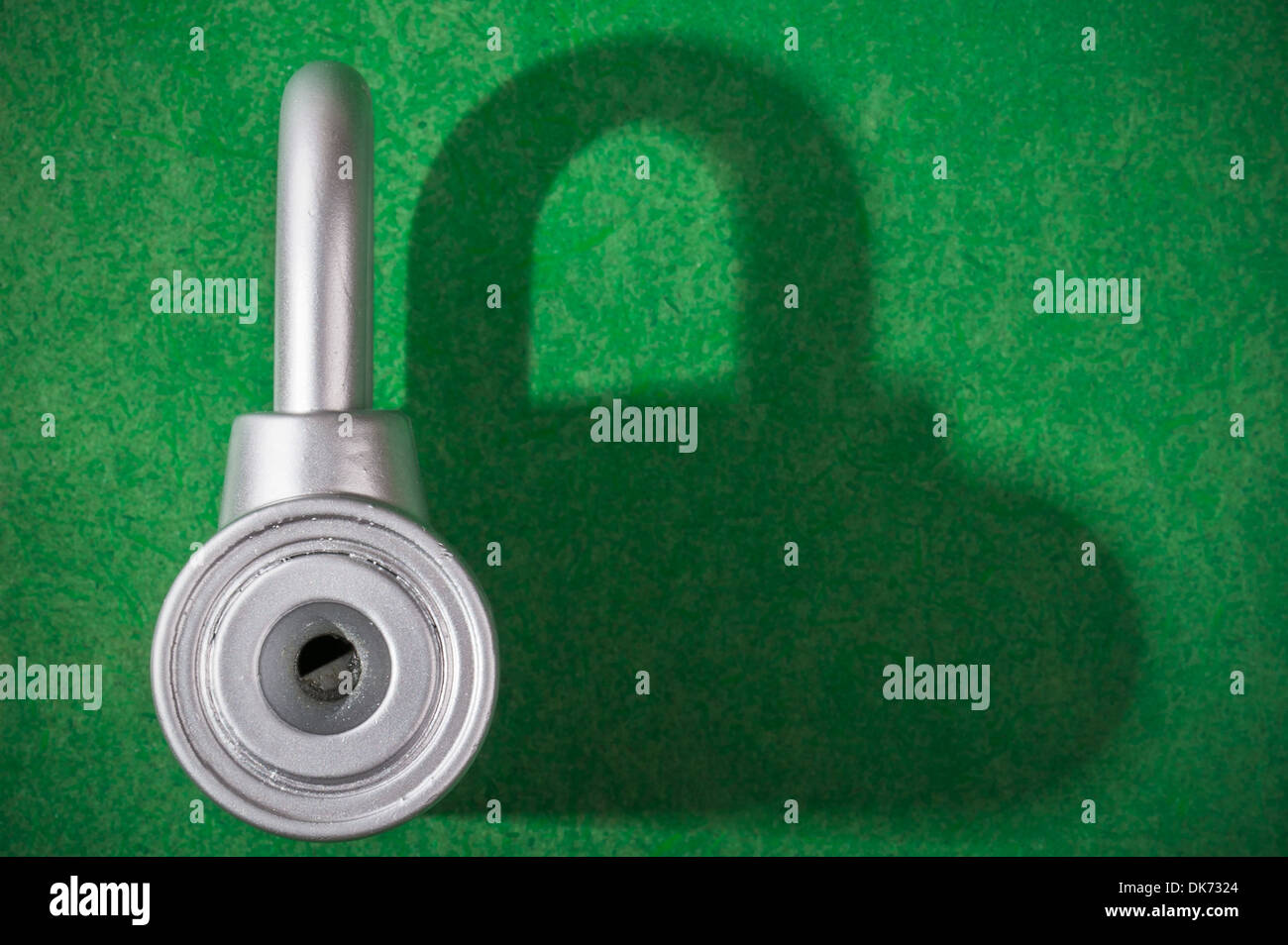 Chrome green hi-res stock photography and images - Alamy