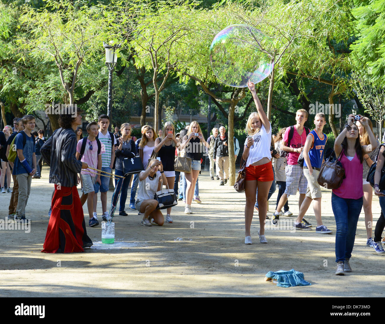 Entertainer hi-res stock photography and images - Alamy