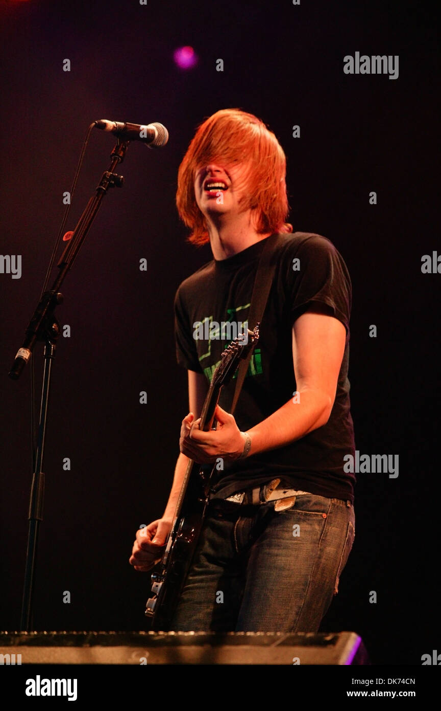 Jason Stollsteimer lead singer with The Von Blondies performing at the ...