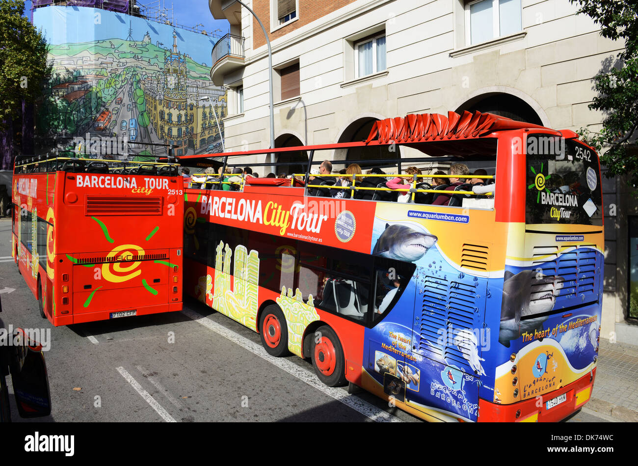 Barcelona Tourist bus, sightseeing tour bus, Barcelona, Spain Stock ... Barcelona Tourist bus, sightseeing tour bus, Barcelona, Spain Stock ...