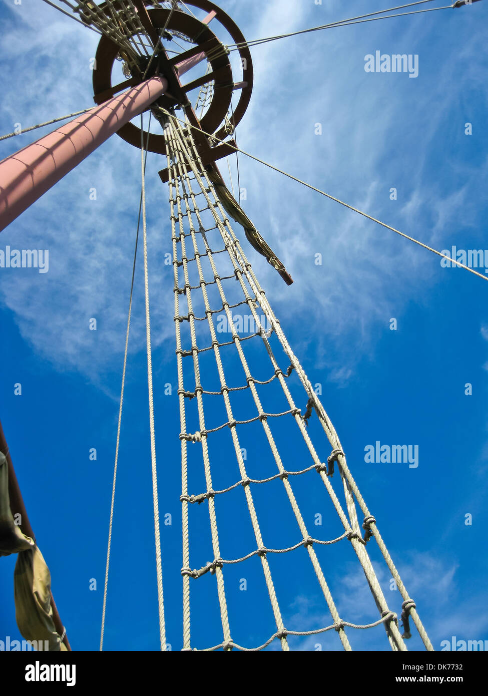 Mizzenmasts hi-res stock photography and images - Alamy